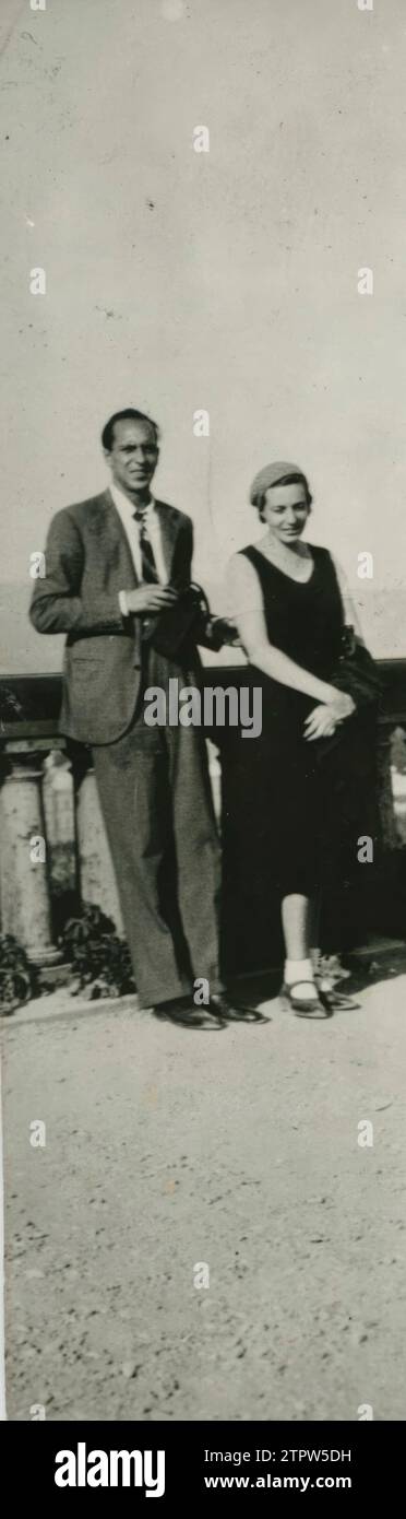 01/02/1931. Dr. Ochoa and his Wife, during the Wedding Trip Portraits ...