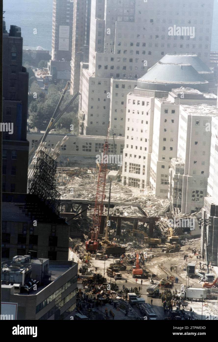 09/12/2001. New York...13..9..01..... World Trade Center debris removal ...