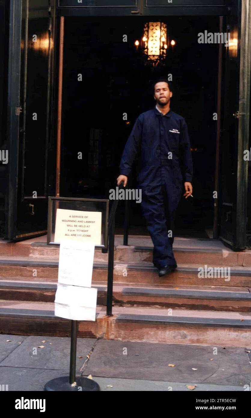 09/13/2001. New York..14..9..01. World Trade Center Attack....Photo ...