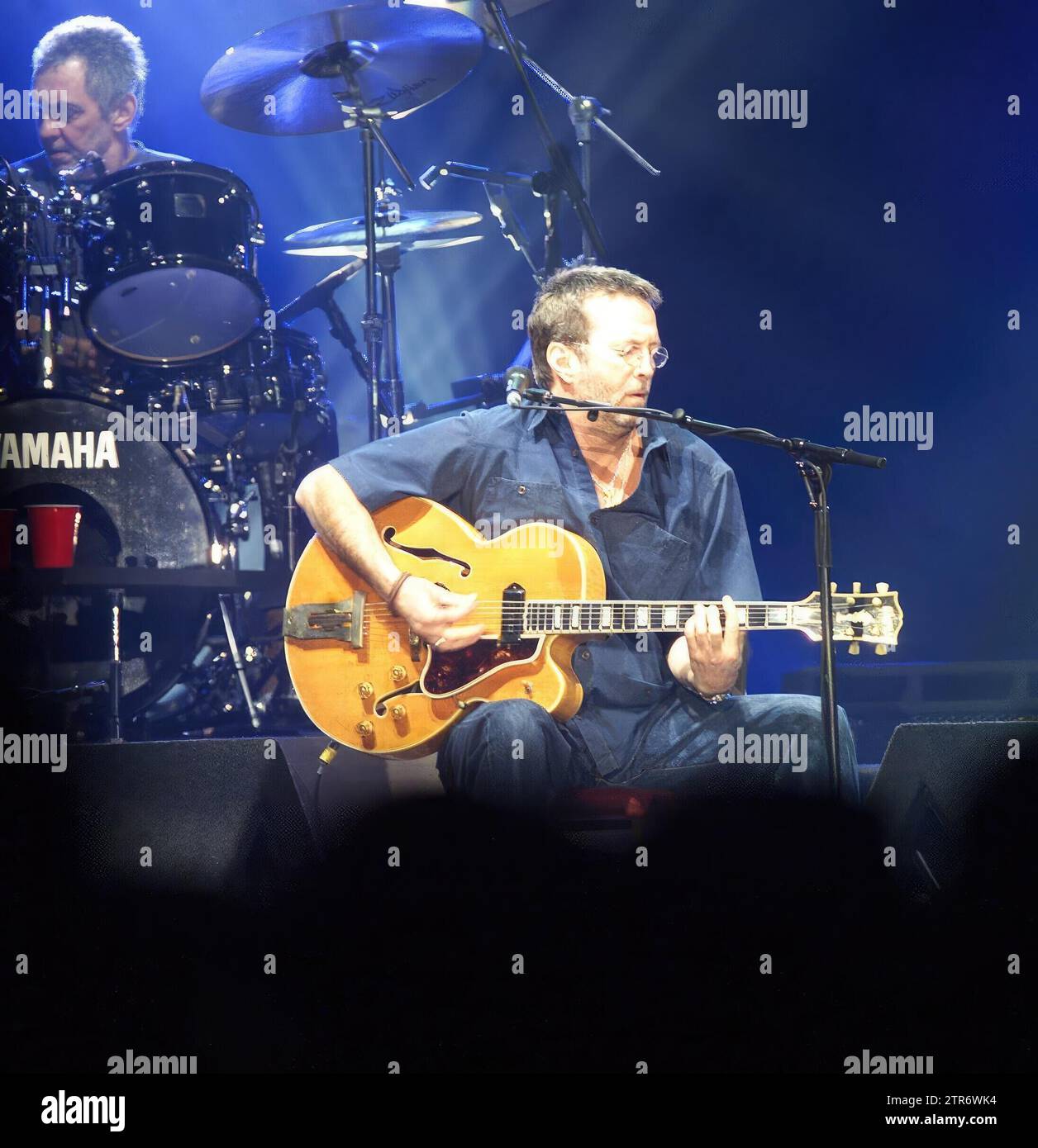 Madrid, 02/22/2001. Eric Clapton concert. Photo: Javier Prieto Archdc ...