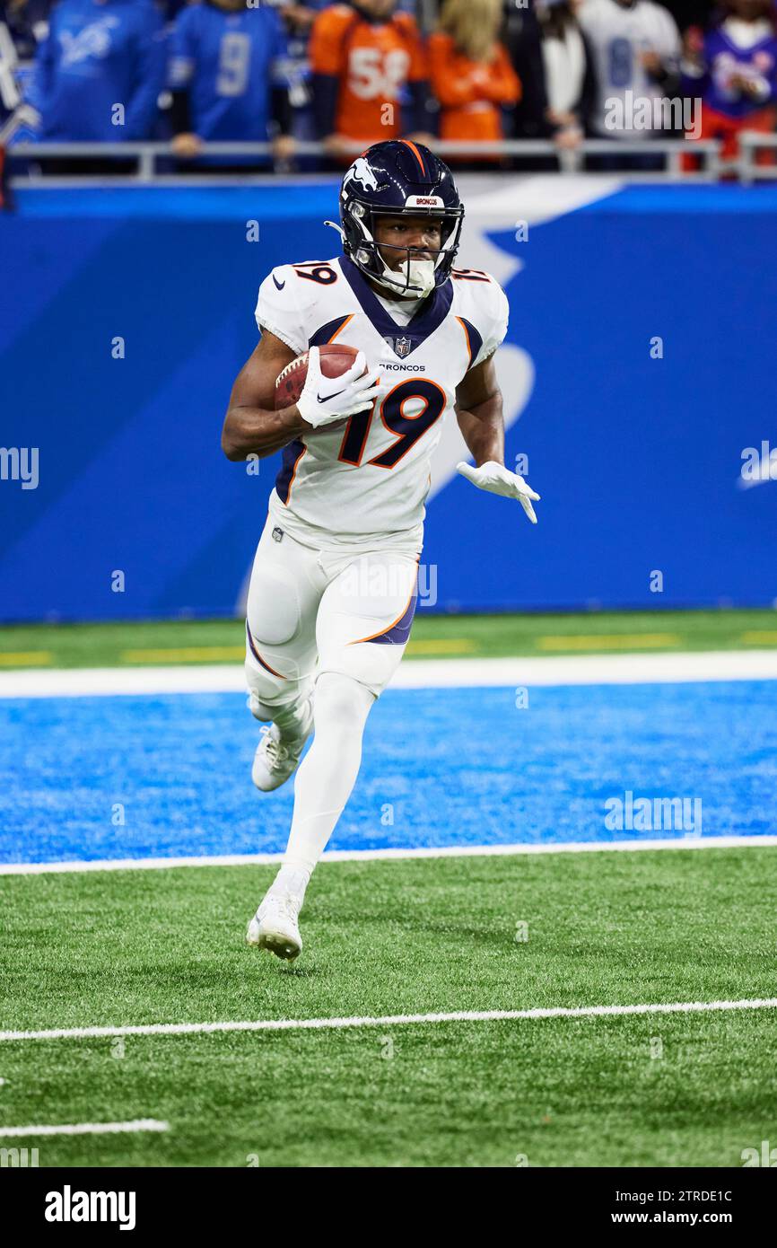 Denver Broncos wide receiver Marvin Mims Jr. (19) warms up against the ...
