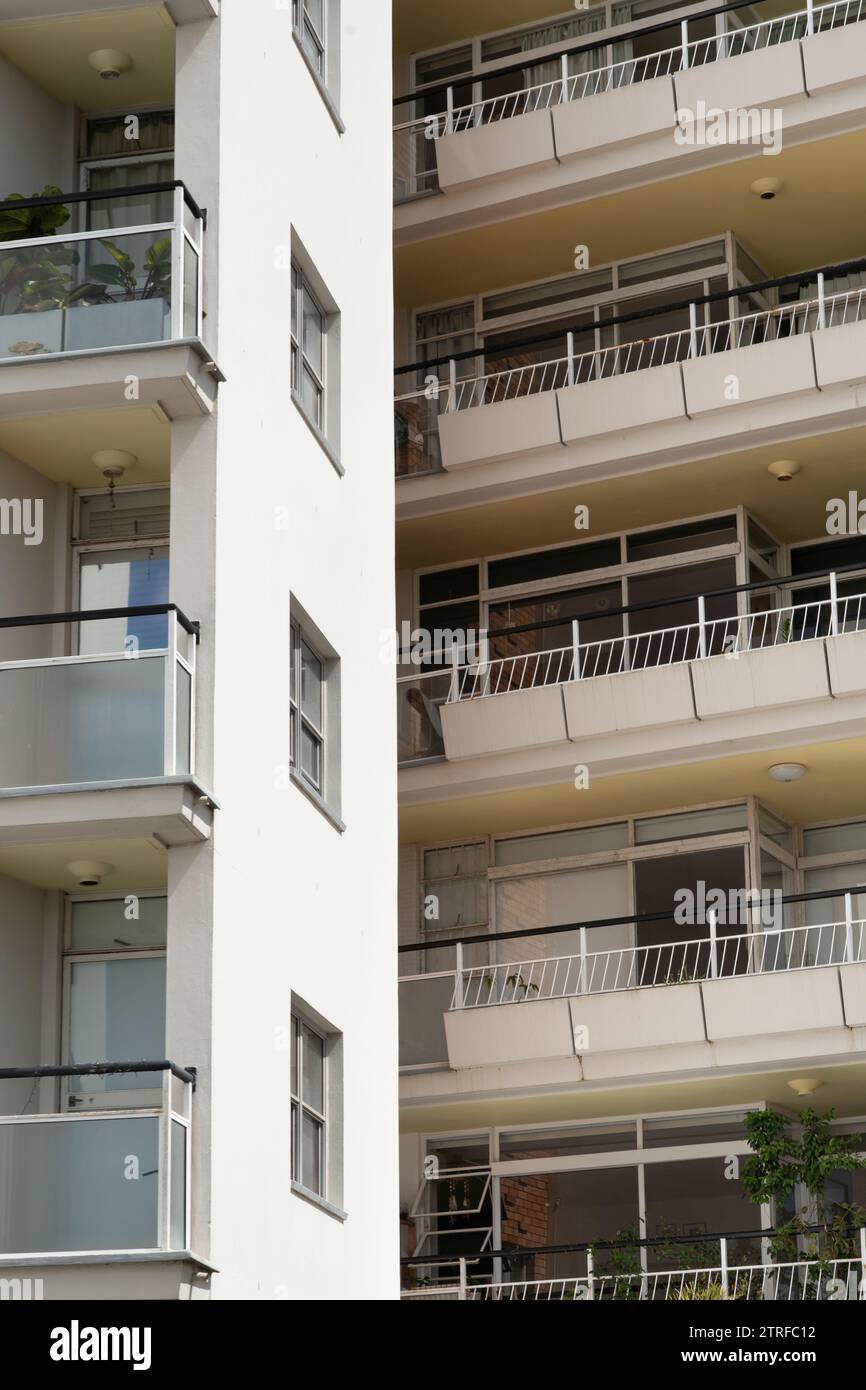 "Torbrek" a Mid-Century Modern highrise apartment block on Highgate ...