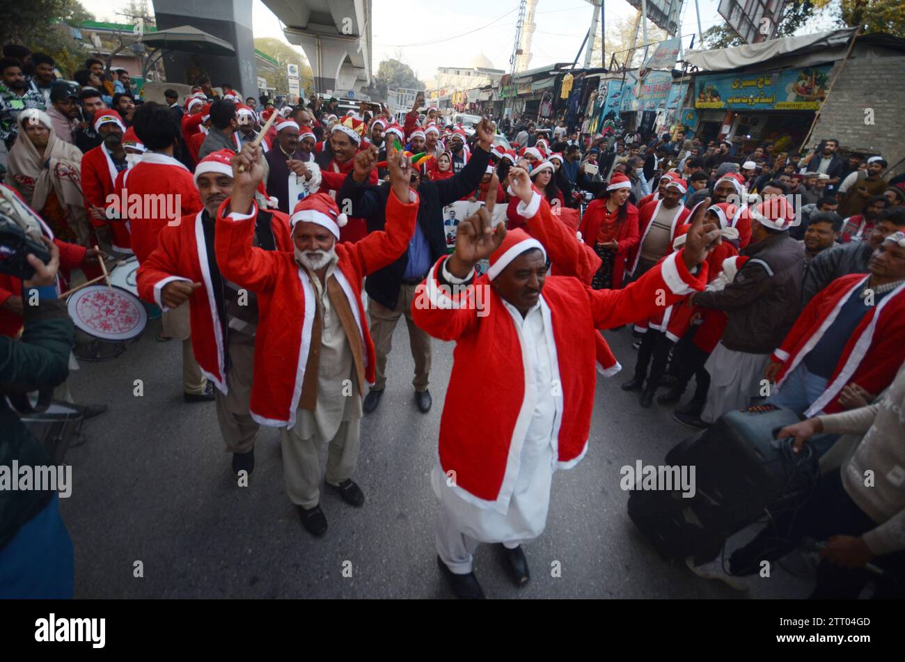Peshawar, Peshawar, Pakistan. 20th Dec, 2023. Members of the Pakistani ...