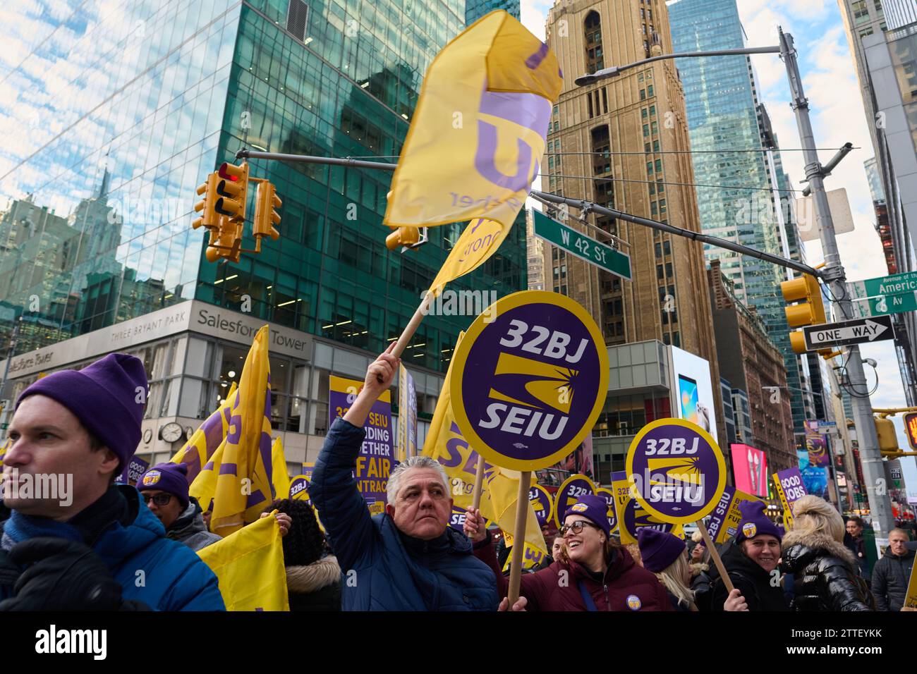 New York, New York, USA. 20th Dec, 2023. Members of the 32BJ union ...