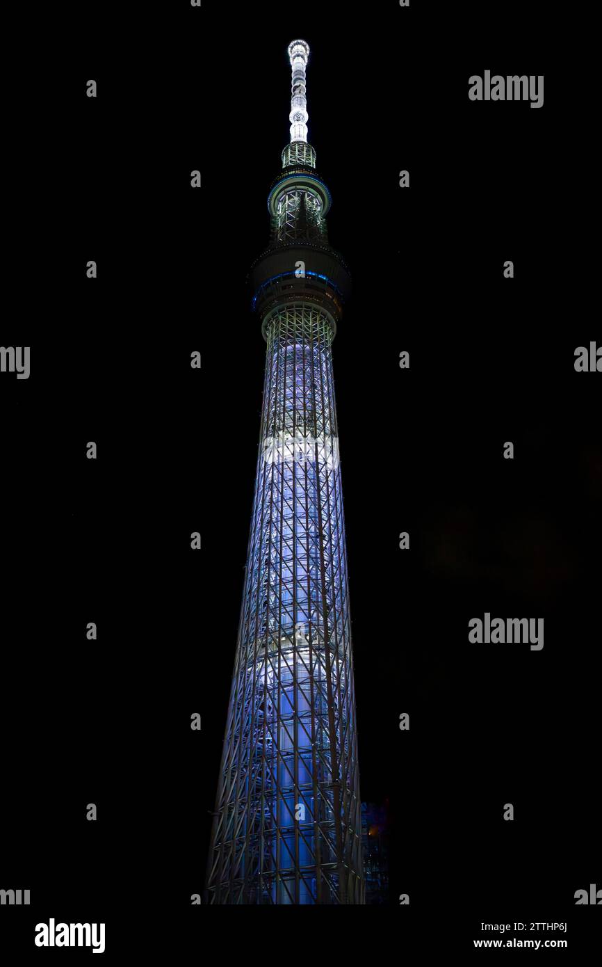tokyo skytree tree lit up at night in the colors blue and white Stock ...