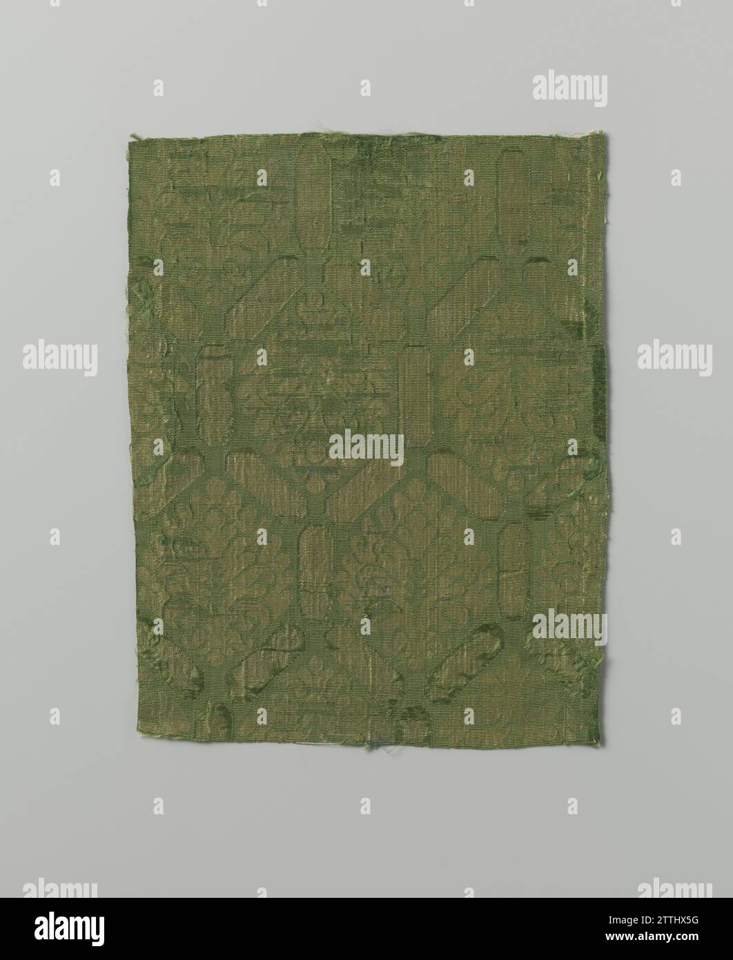 Fragment green silk tissue with stylized leaf motif, anonymous, 1500 ...