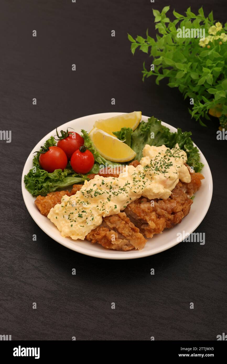 Deep fried chiken hi-res stock photography and images - Alamy