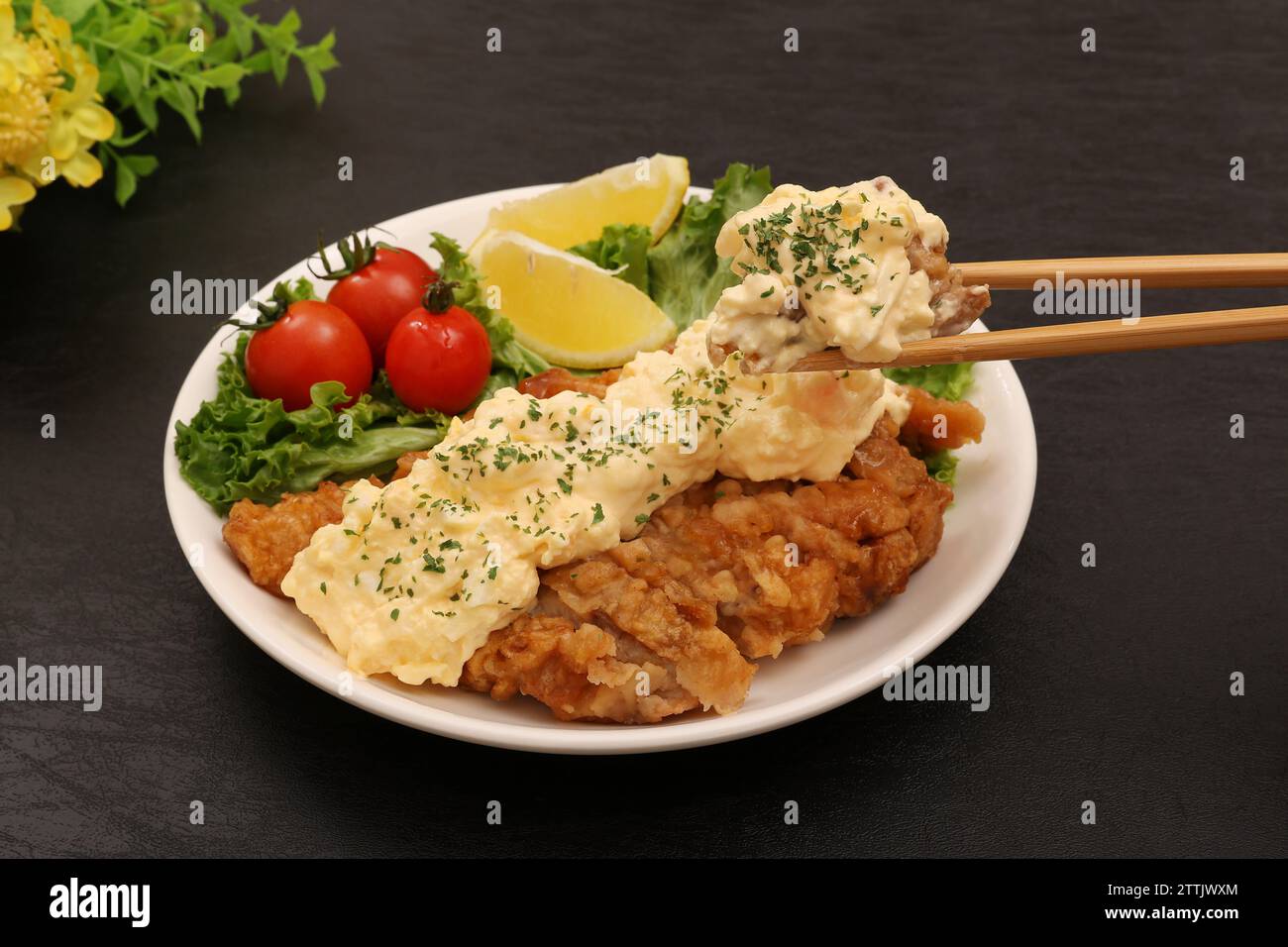 Deep fried chiken hi-res stock photography and images - Alamy