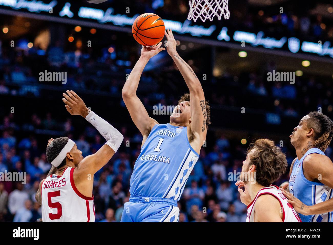 Charlotte, NC, USA. 20th Dec, 2023. North Carolina Tar Heels forward ...
