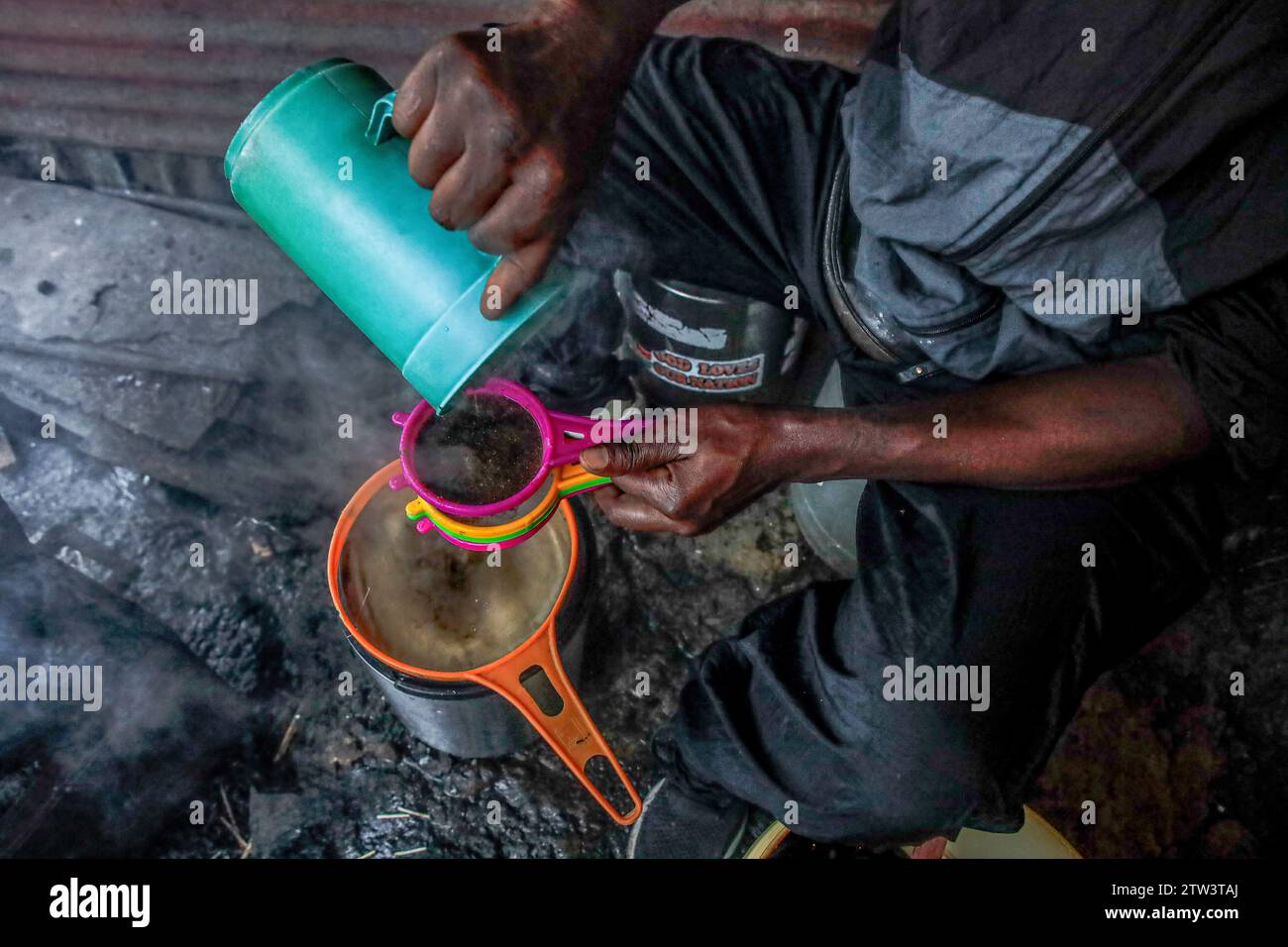Nairobi slum shop hi-res stock photography and images - Alamy