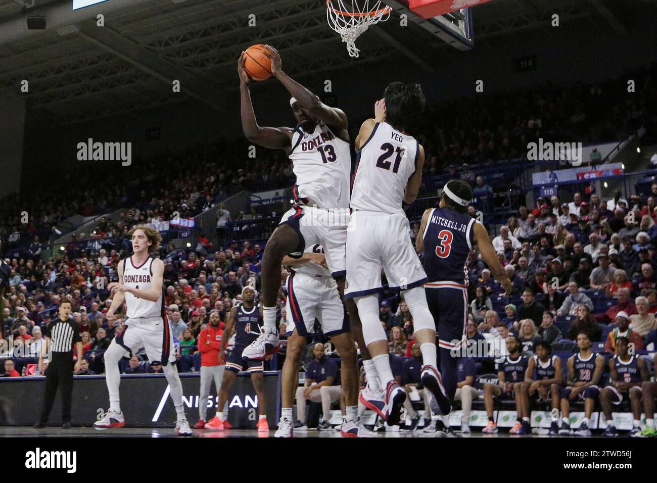 Gonzaga forward Graham Ike (13) grabs a rebound next to Jun Seok Yeo ...