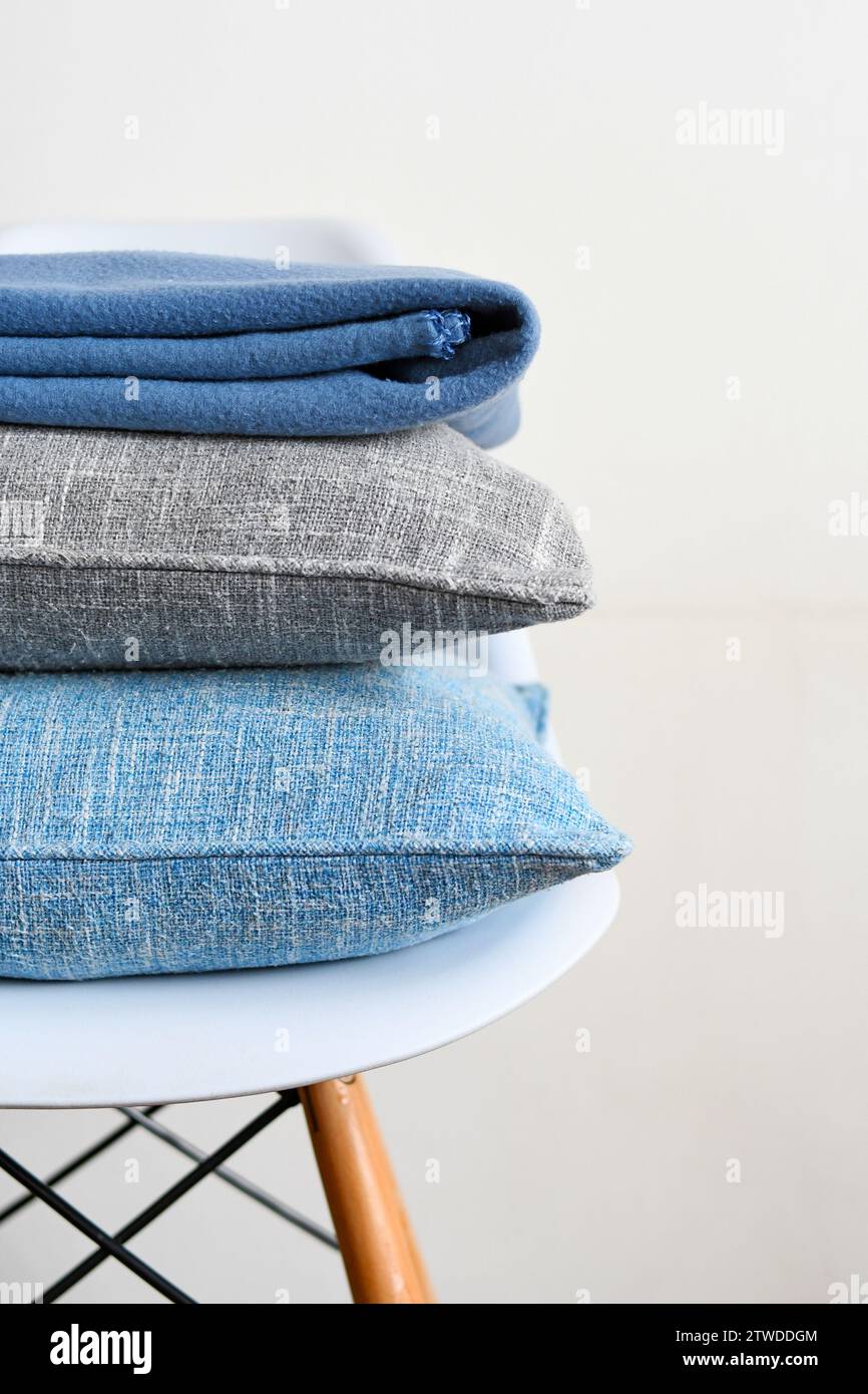 Grey sofa soft pillows hi-res stock photography and images - Alamy