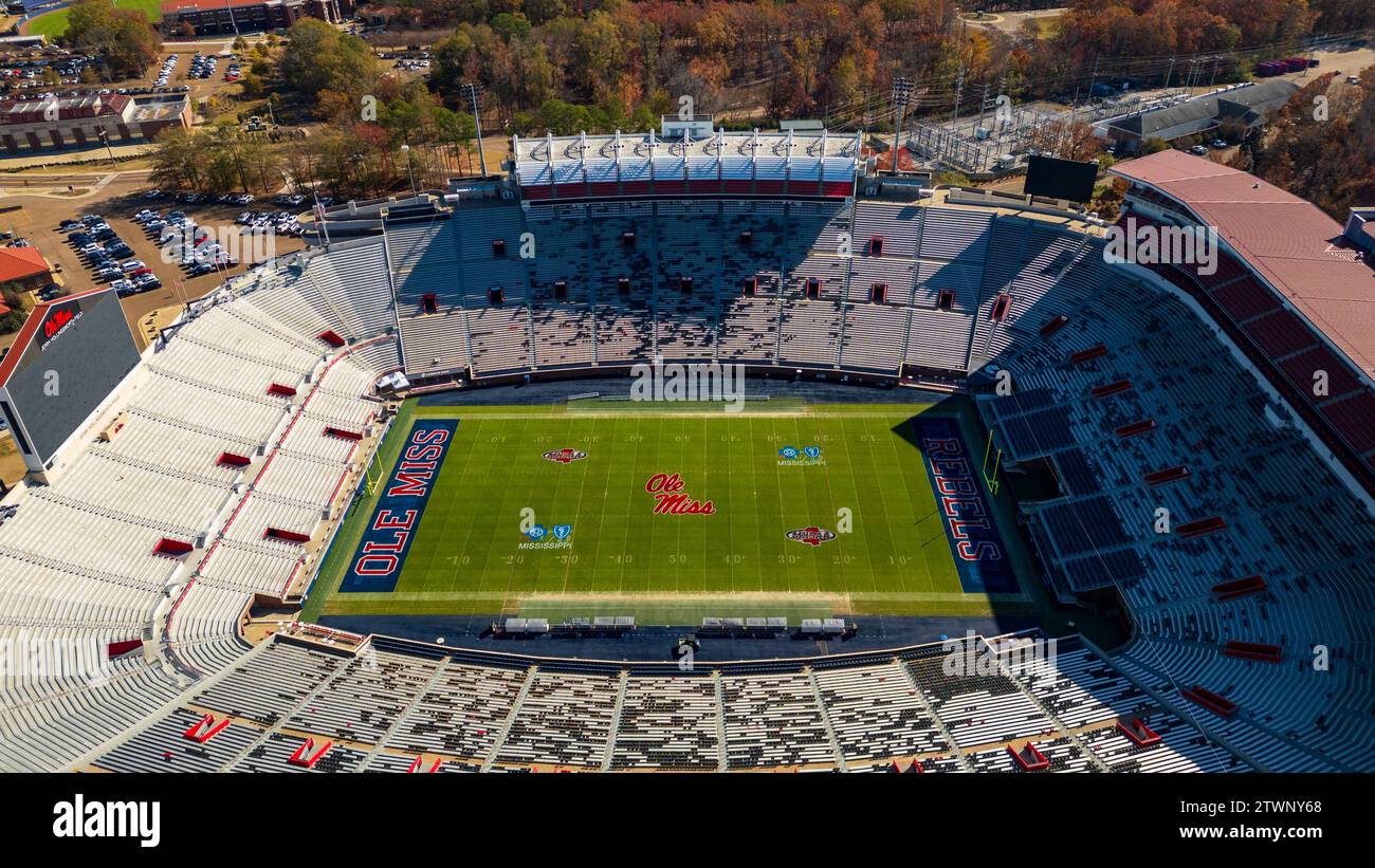 Vaught hemingway stadium aerial hi-res stock photography and images - Alamy
