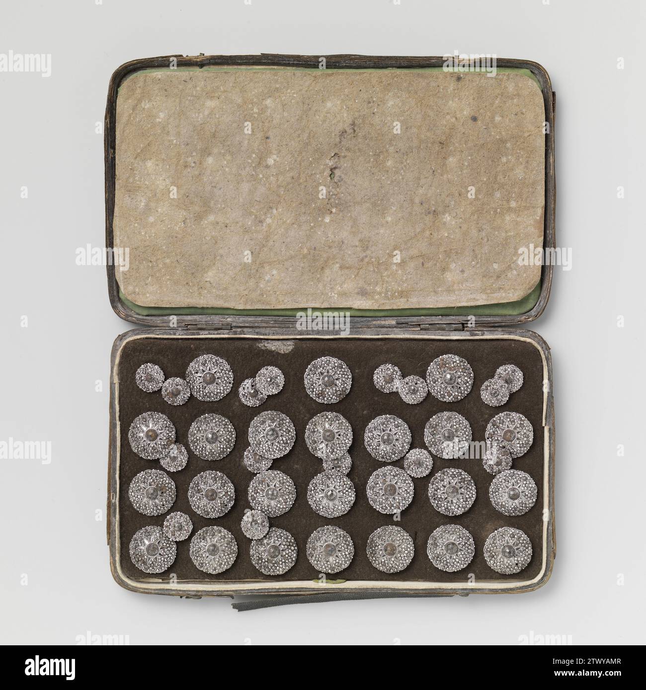 Box with a set of buttons, anonymous, c. 1800 - c. 1820 Buttons of ...