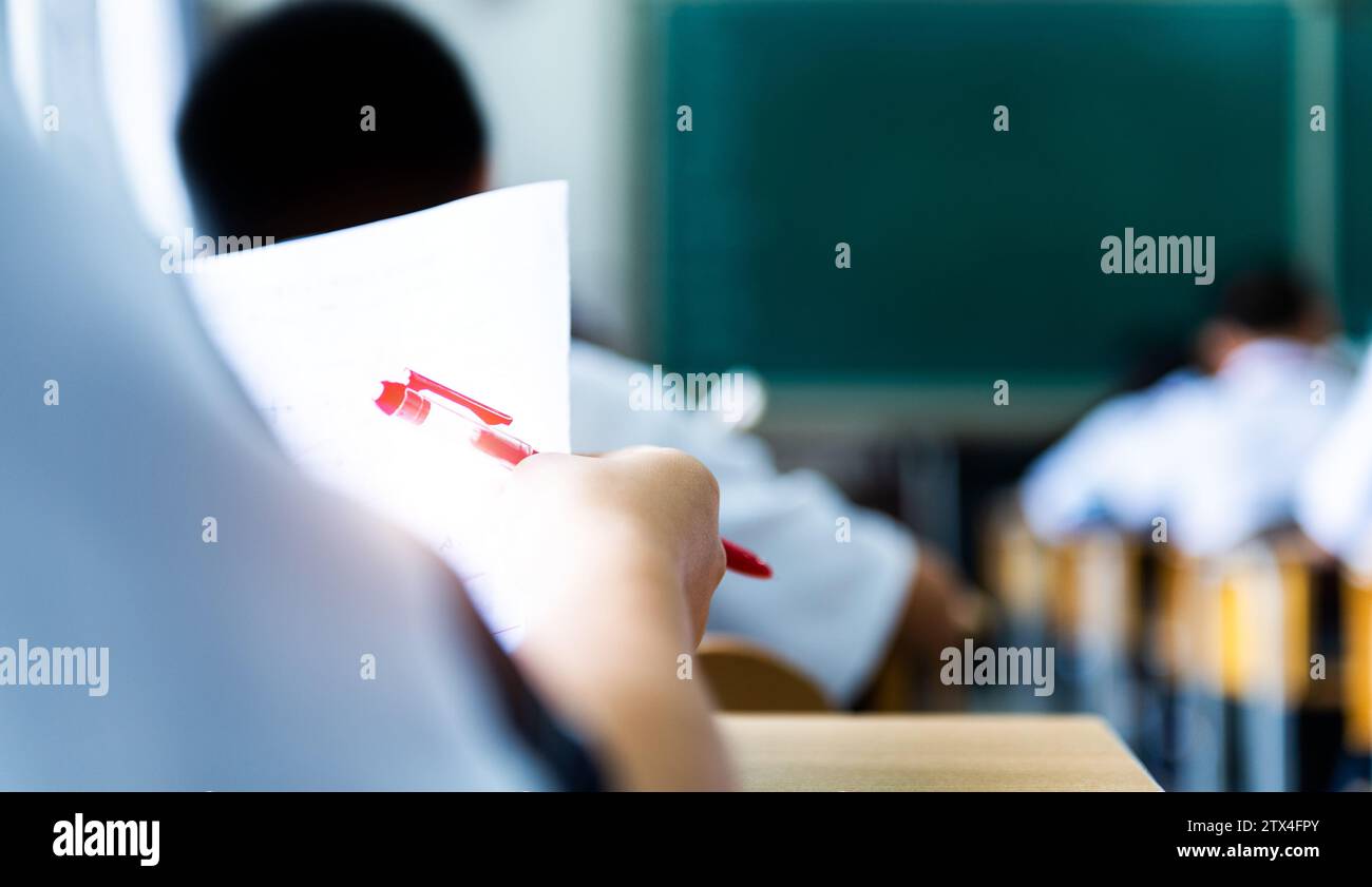 Asian middle school children hi-res stock photography and images - Alamy