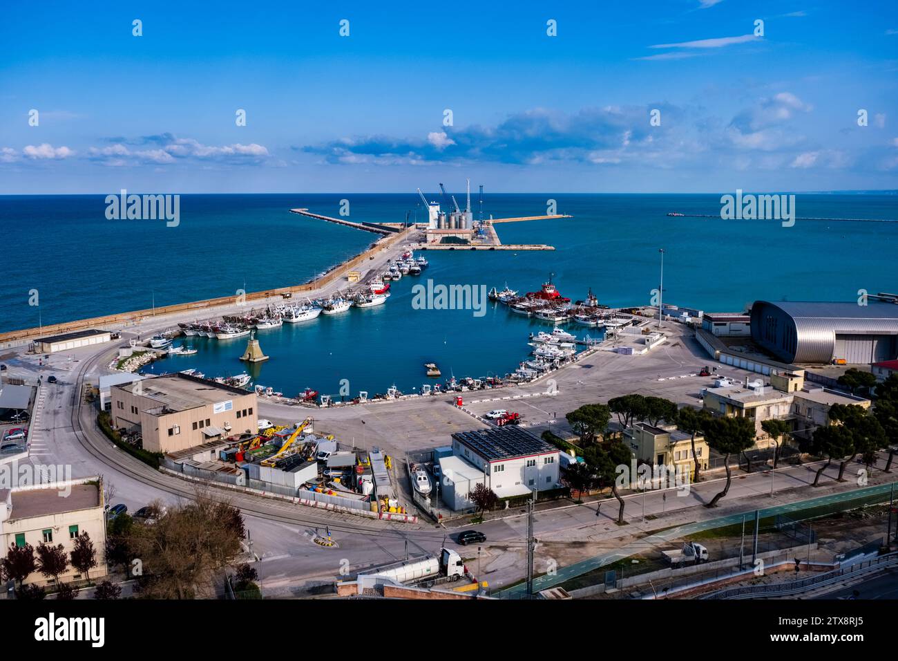 Porto di ortona hi-res stock photography and images - Alamy