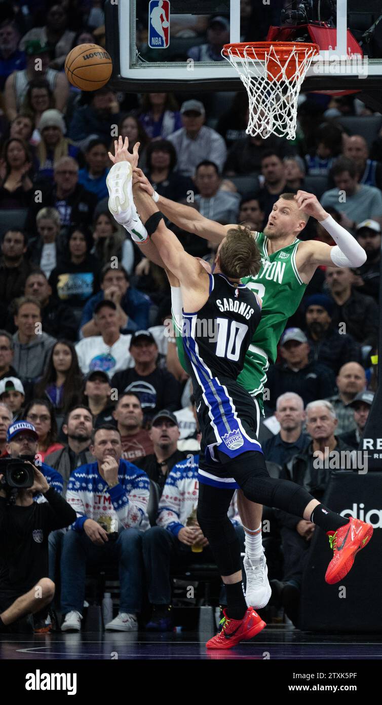Sacramento, CA, USA. 20th Dec, 2023. Boston Celtics center Kristaps ...