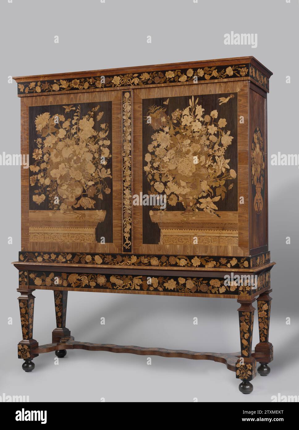 Cabinet, Jan van Mekeren (attributed to), c. 1695 - c. 1710 Eikhout ...