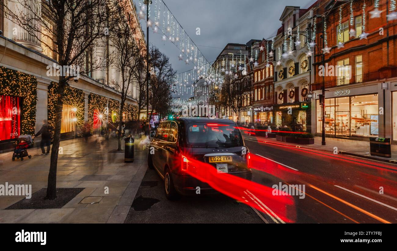 Oxford taxi rank hi-res stock photography and images - Alamy