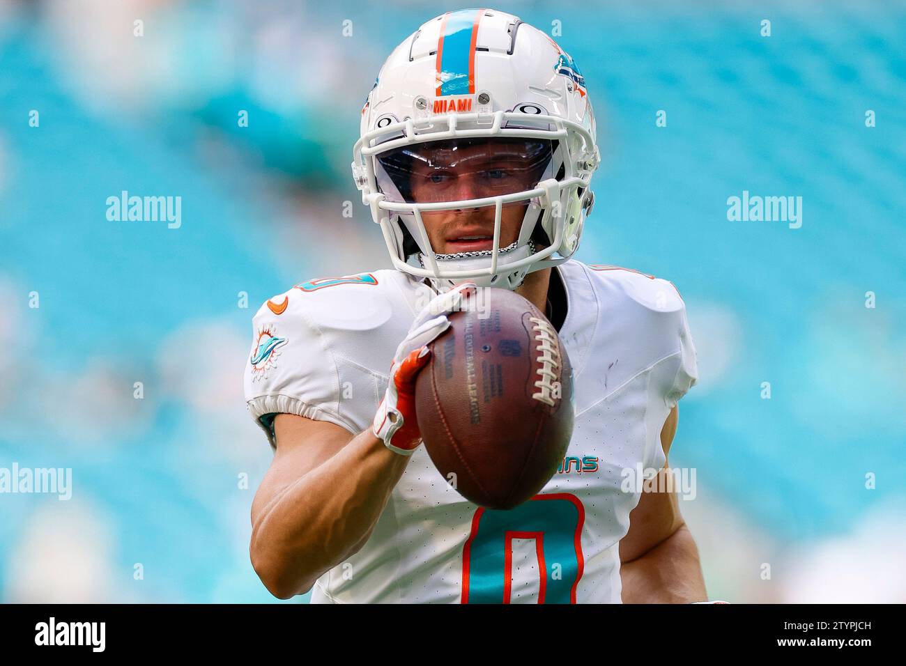 Miami Dolphins wide receiver Braxton Berrios (0) warms up prior to an ...