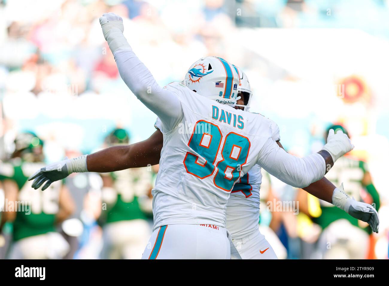 Miami Dolphins defensive tackle Raekwon Davis (98) celebrates with ...