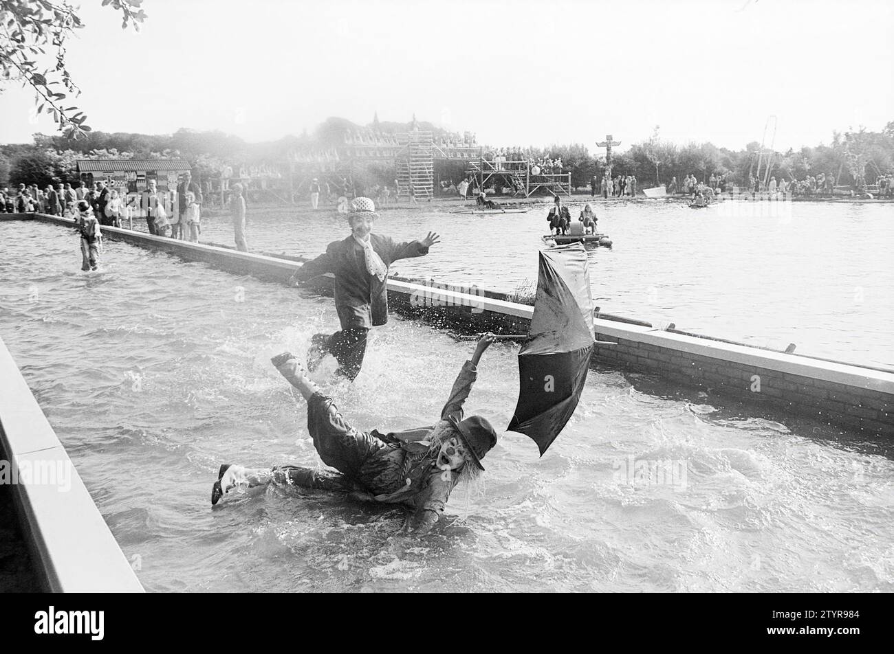 Opening Linnaeushof, Lineushof, 25-09-1971, Whizgle News from the Past ...