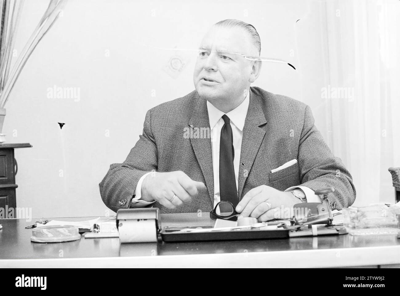 Portrait Mr. Davidson, Portraits, 29-10-1968, Whizgle News from the ...