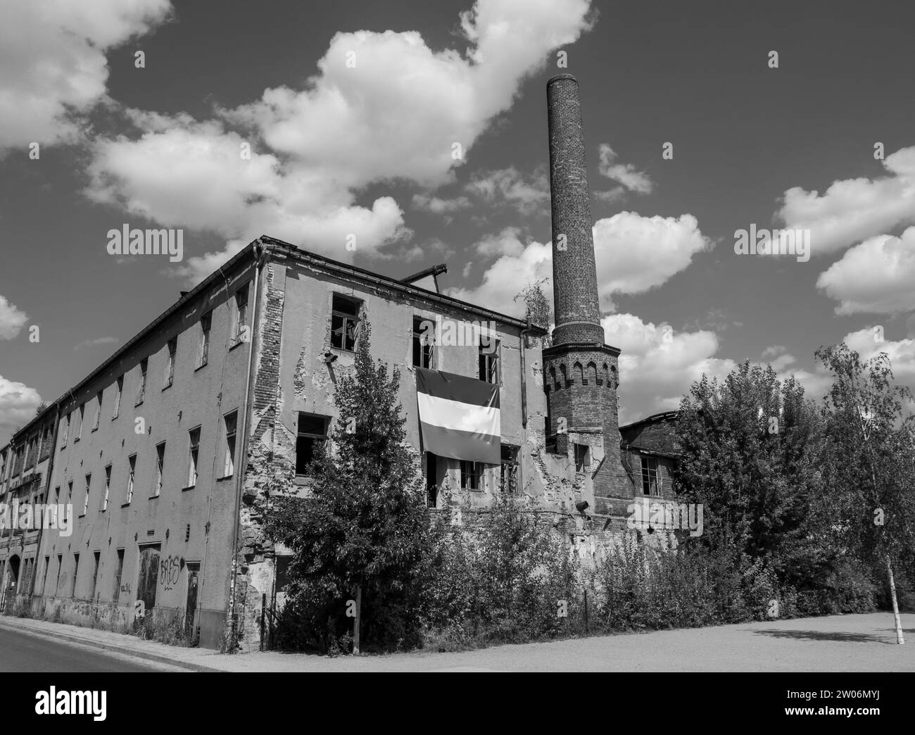White smoke in old abandoned hi-res stock photography and images - Alamy