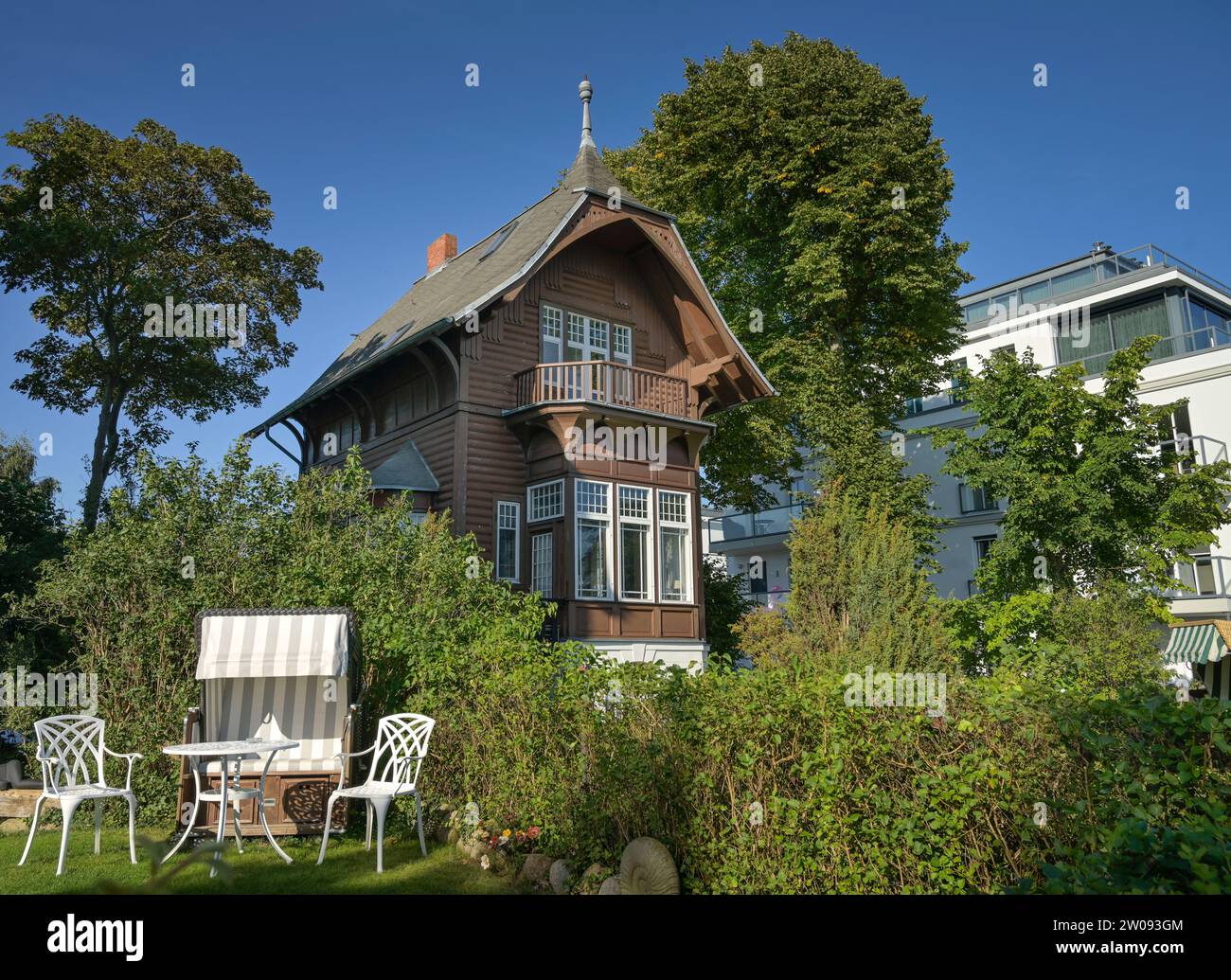 Holzhaus, Villa Niedermeyer, Strandpromenade, Bansin, Usedom ...