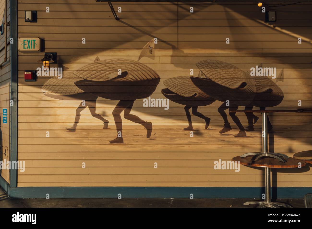 pier 54, Ivar's acres of clams mural on side of restaurant Stock Photo ...