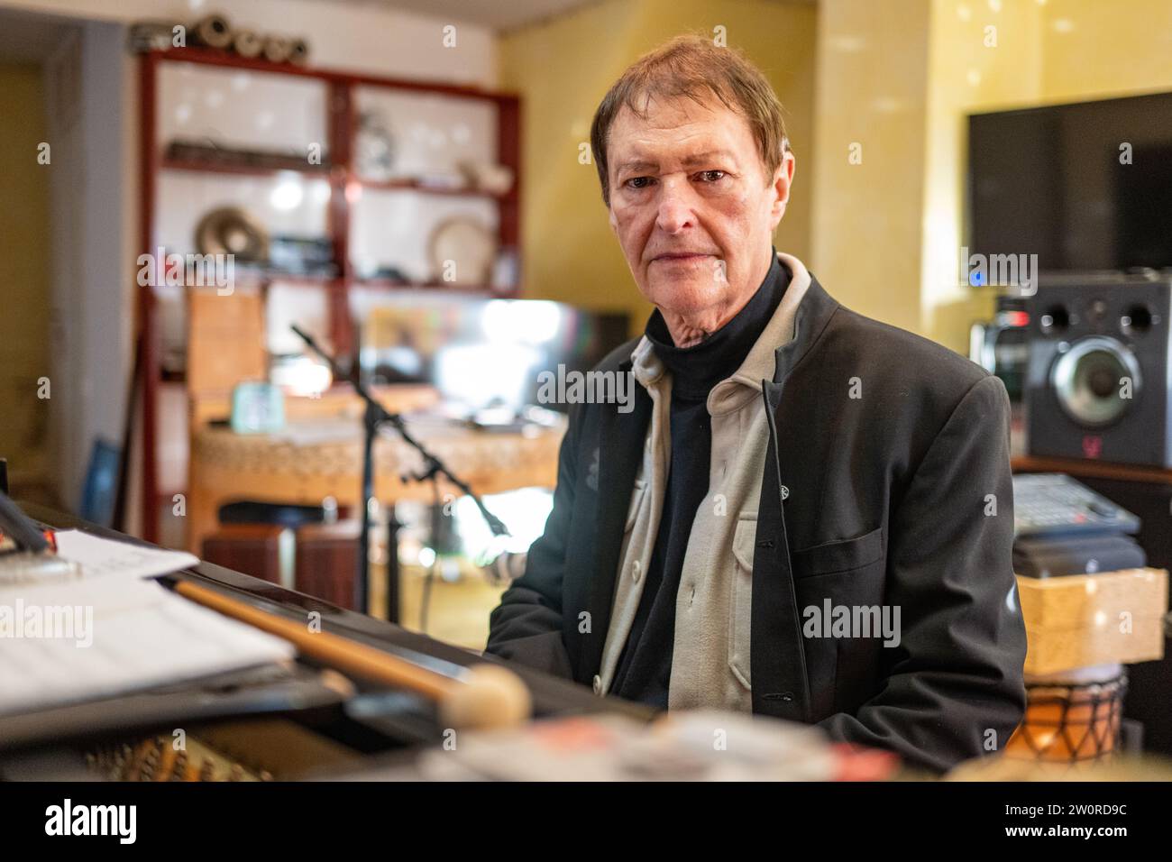 19 December 2023, Bavaria, Geiselhöring: Hans-Jürgen Buchner from the ...