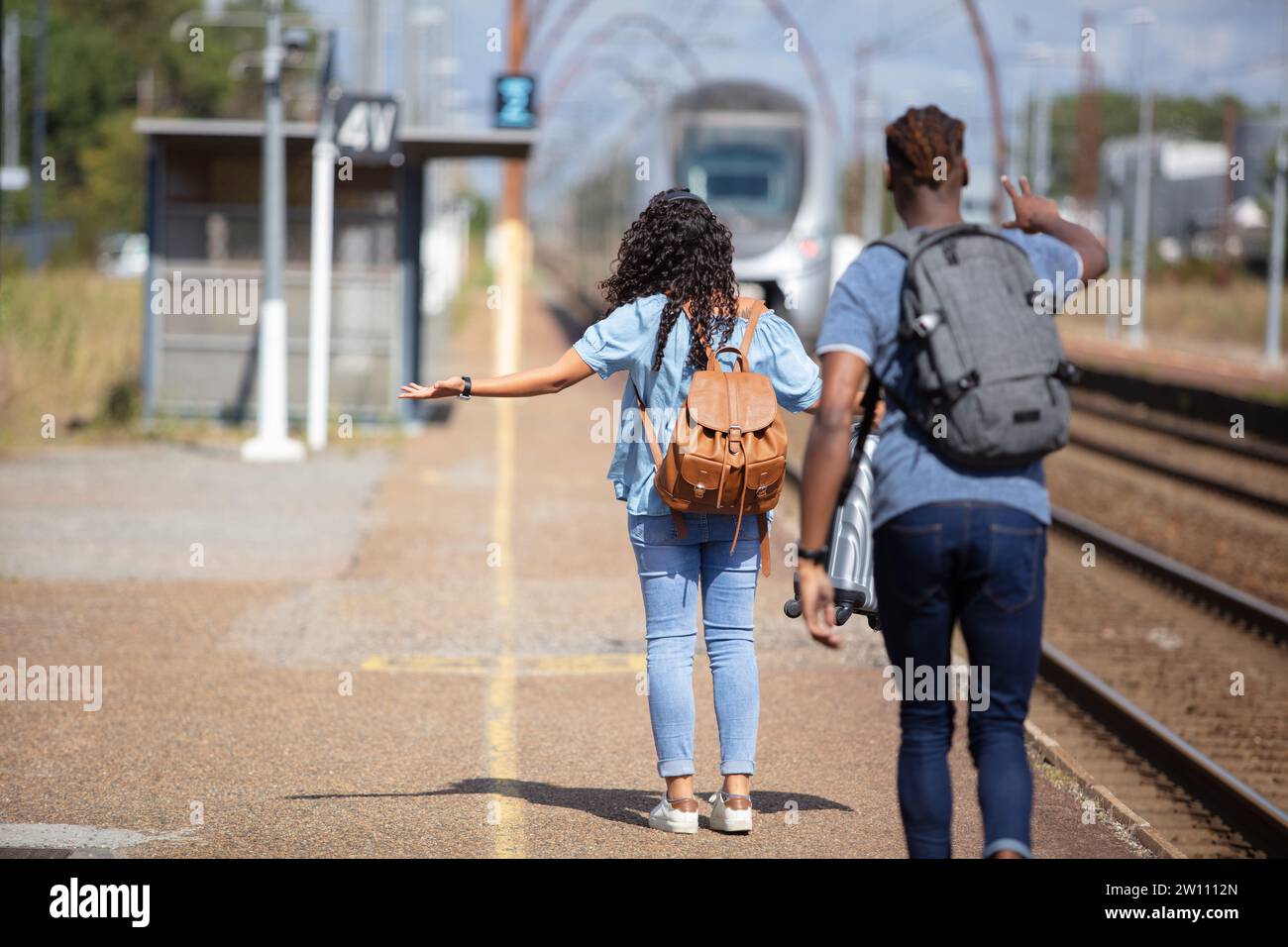 Couple run chase hi-res stock photography and images - Alamy
