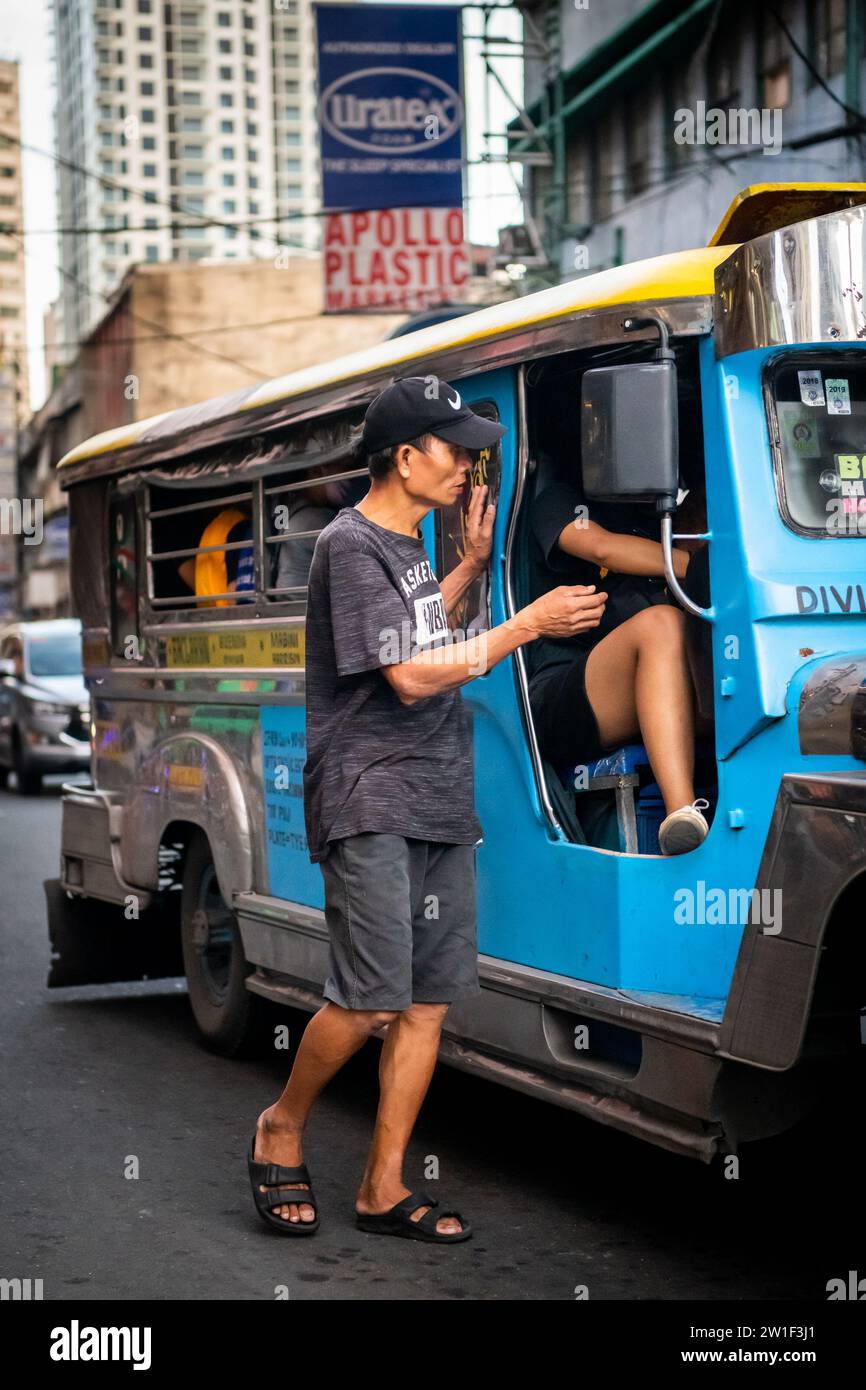 Side of jeepney with people hi-res stock photography and images - Alamy