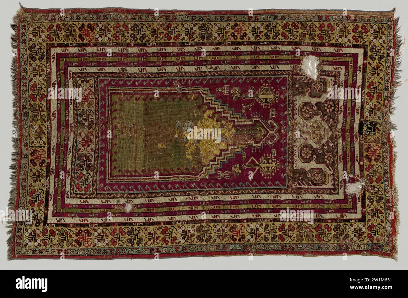 Eastern carpet ,, 1800 - 1900 Oriental carpet, prayer rug. In midfield ...