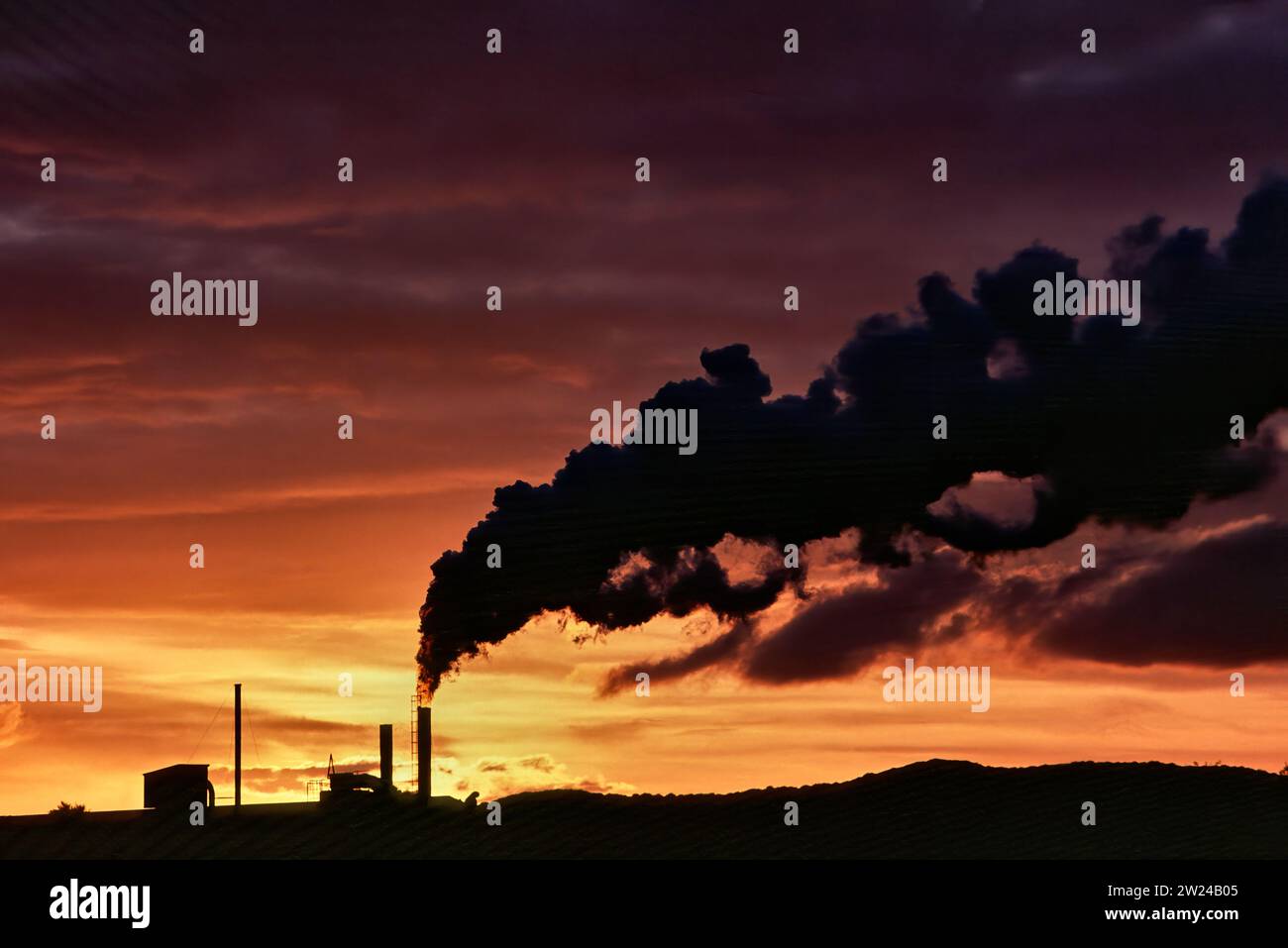 Air pollution dense smoke from industrial chimney Stock Photo - Alamy