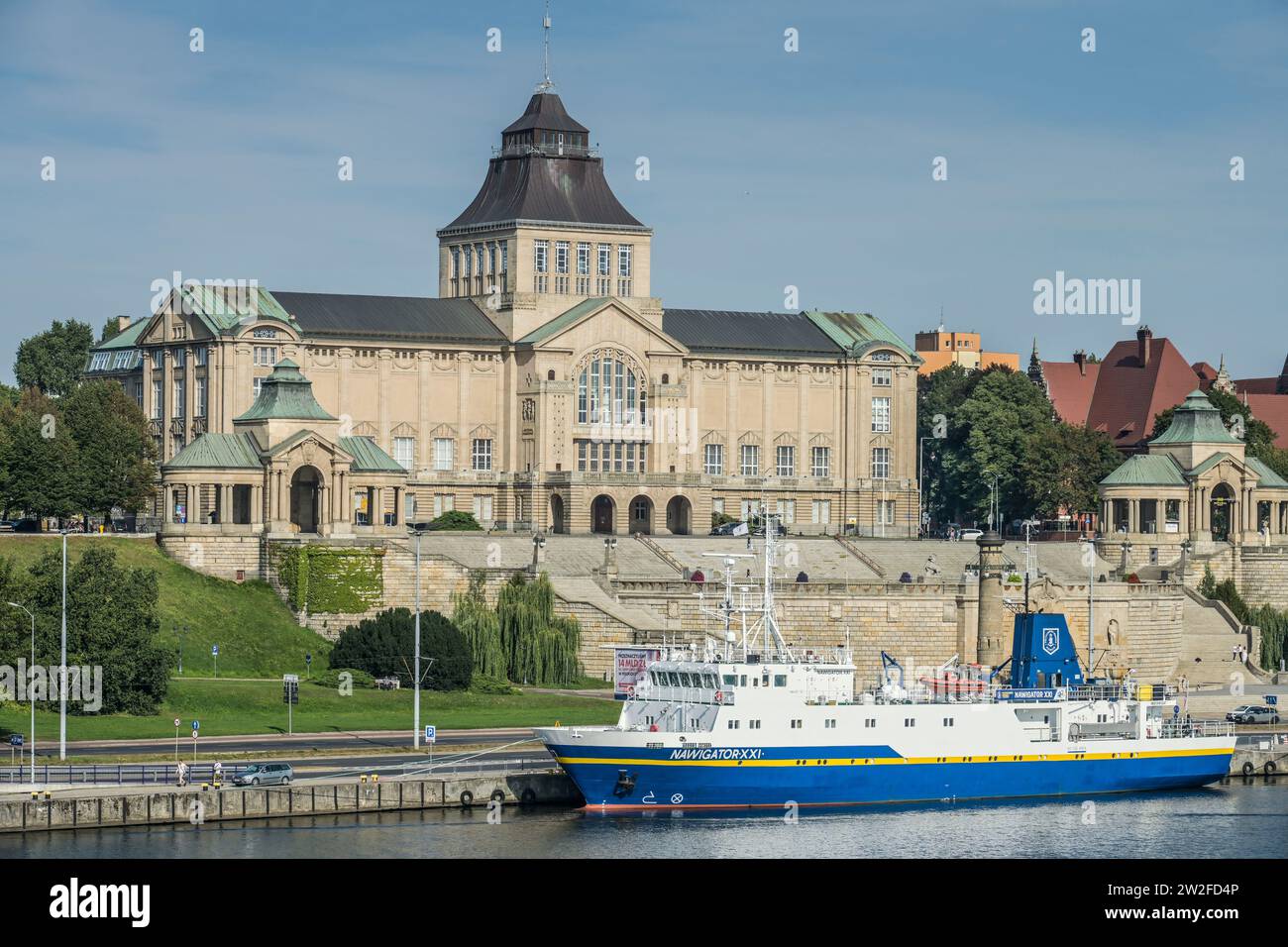 Fluß Oder, Nationalmuseum - Muzeum Narodowe, Hakenterrasse, Stettin ...