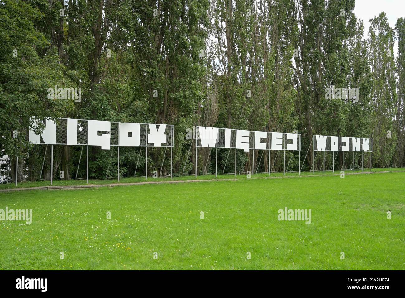 Nie wieder Krieg, Schriftzug Nigdy wiecej wojny, Westerplatte bei ...