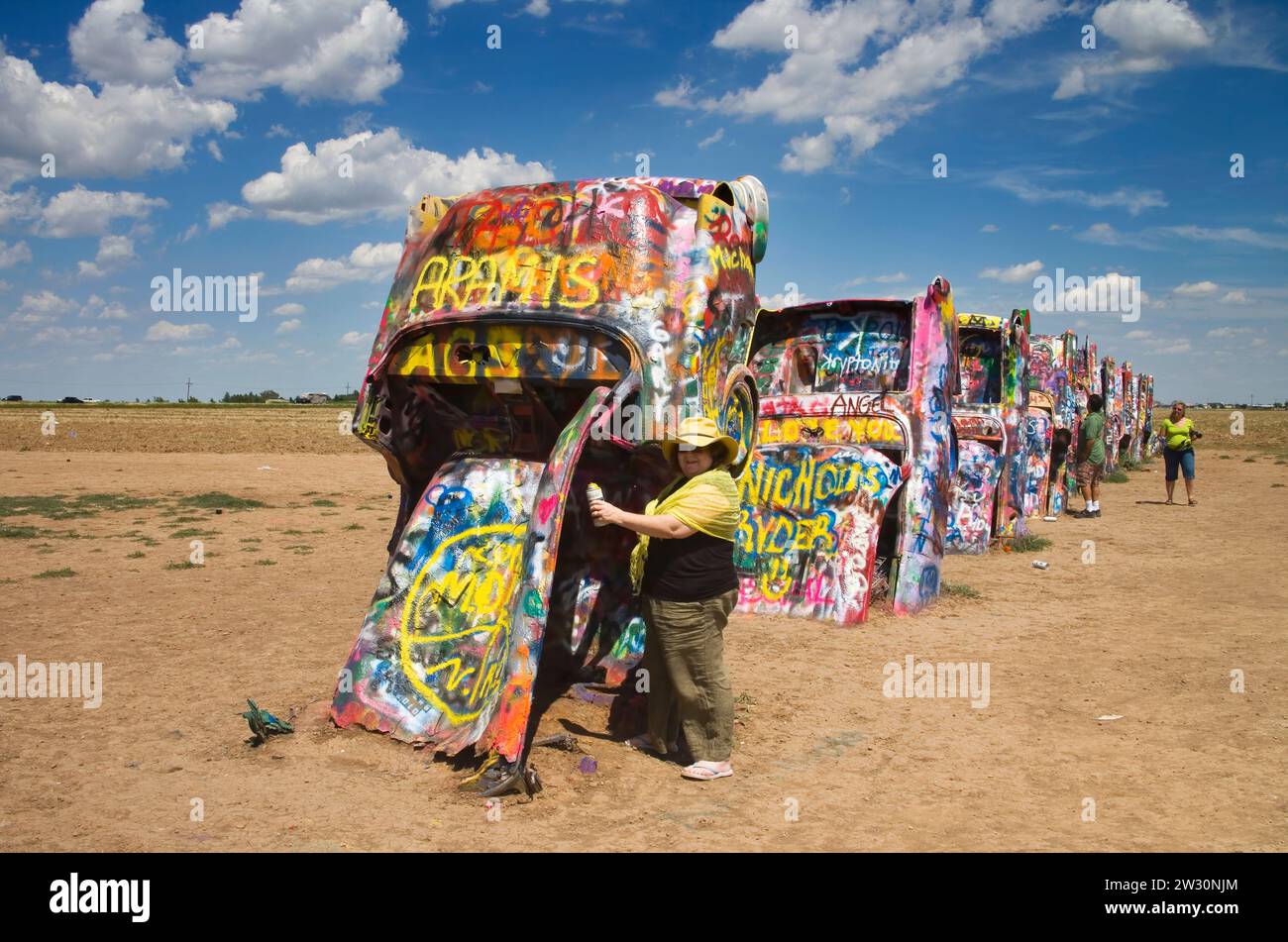 Graffiti cadillac buried paint hi-res stock photography and images - Alamy