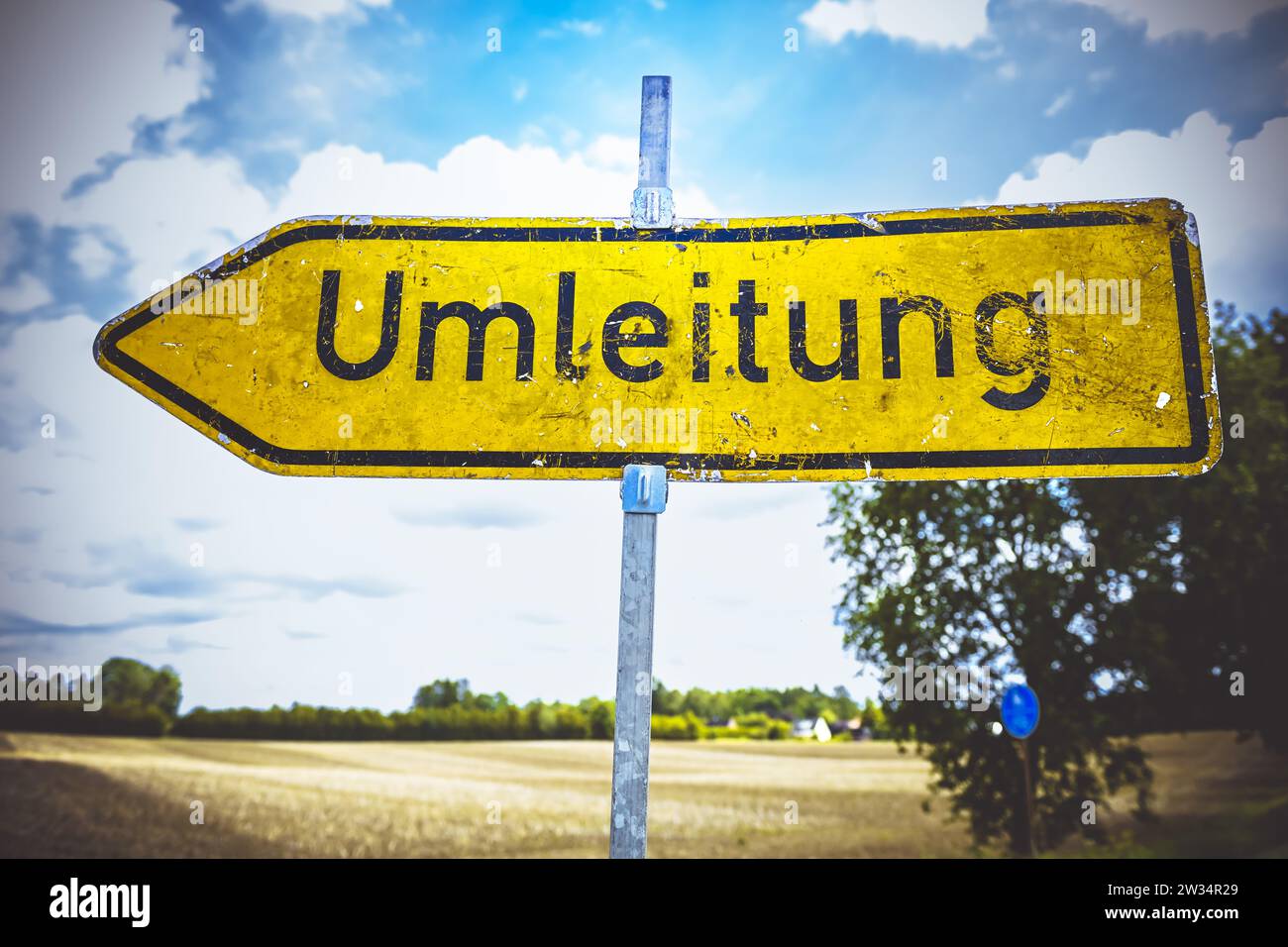 Bauarbeiten schild hi-res stock photography and images - Alamy