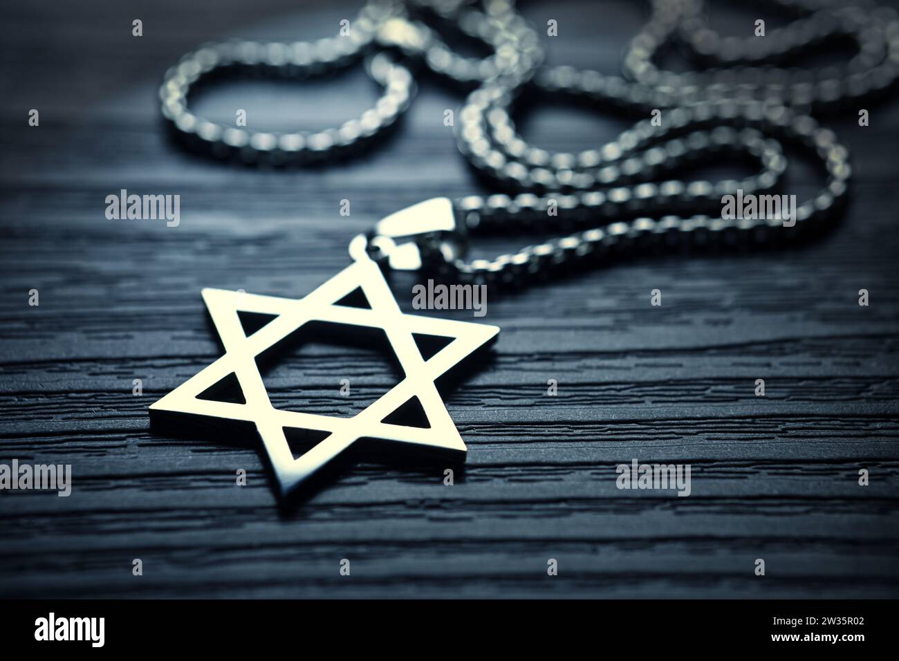 Davidstern hi-res stock photography and images - Alamy