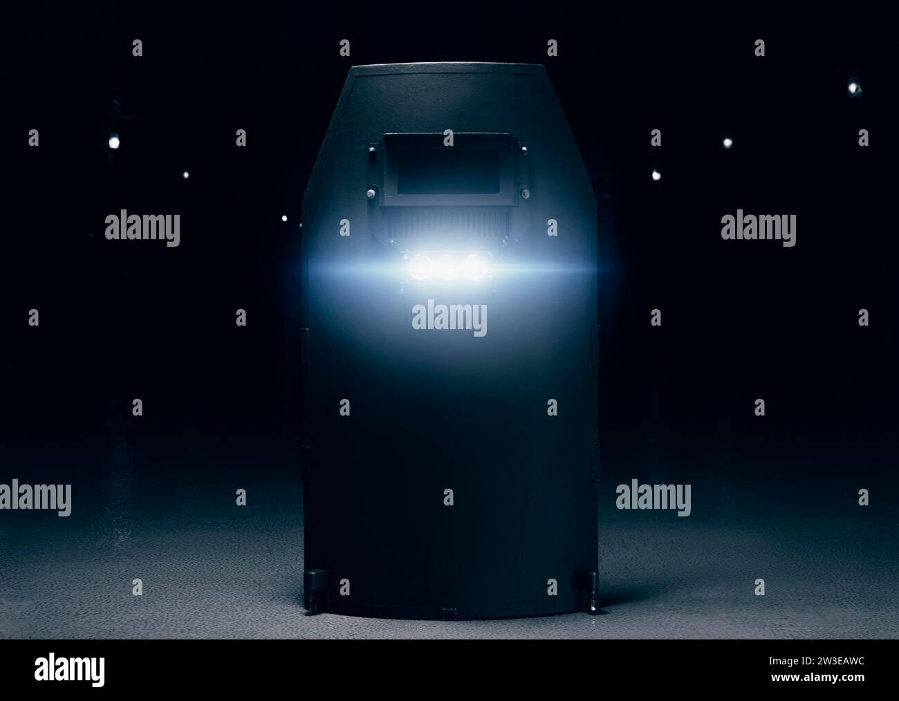 Bulletproof shield hi-res stock photography and images - Alamy