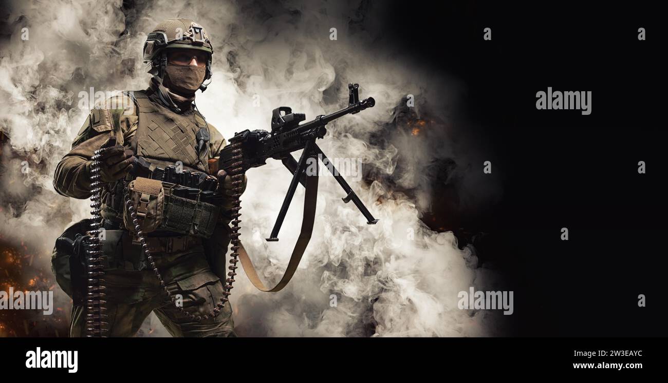 Heavy assault gun hi-res stock photography and images - Alamy