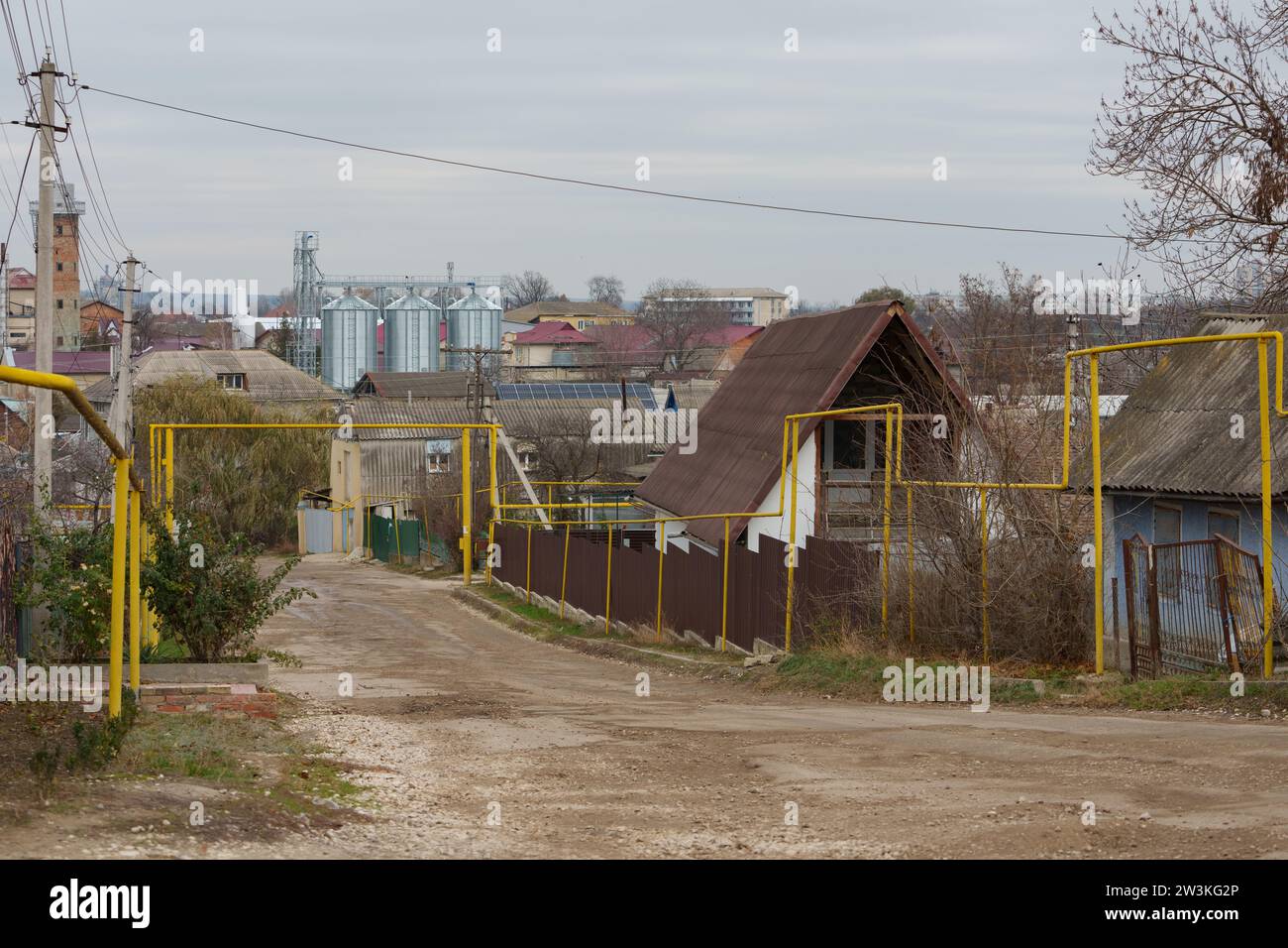 Gas pipes facade building hi-res stock photography and images - Alamy