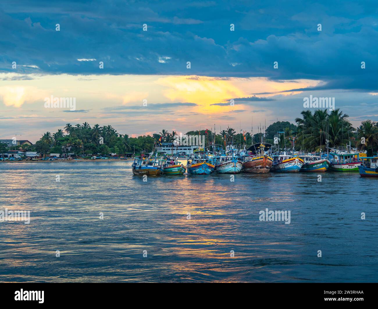 Fishing boats negombo sri lanka hi-res stock photography and images - Alamy
