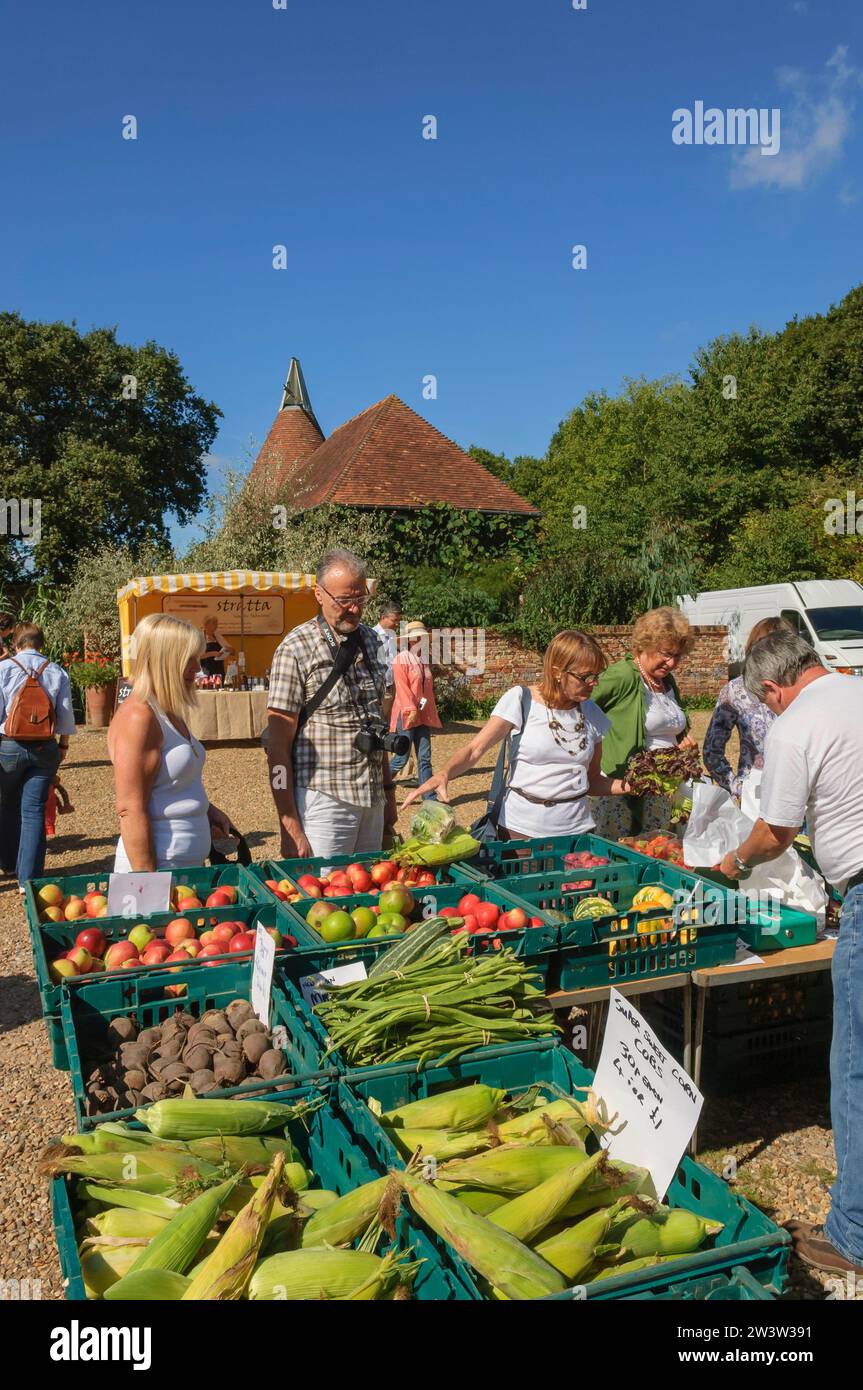 Sarah Raven Garden Perch Hill Robertsbridge Sussex England Stock Photo ...