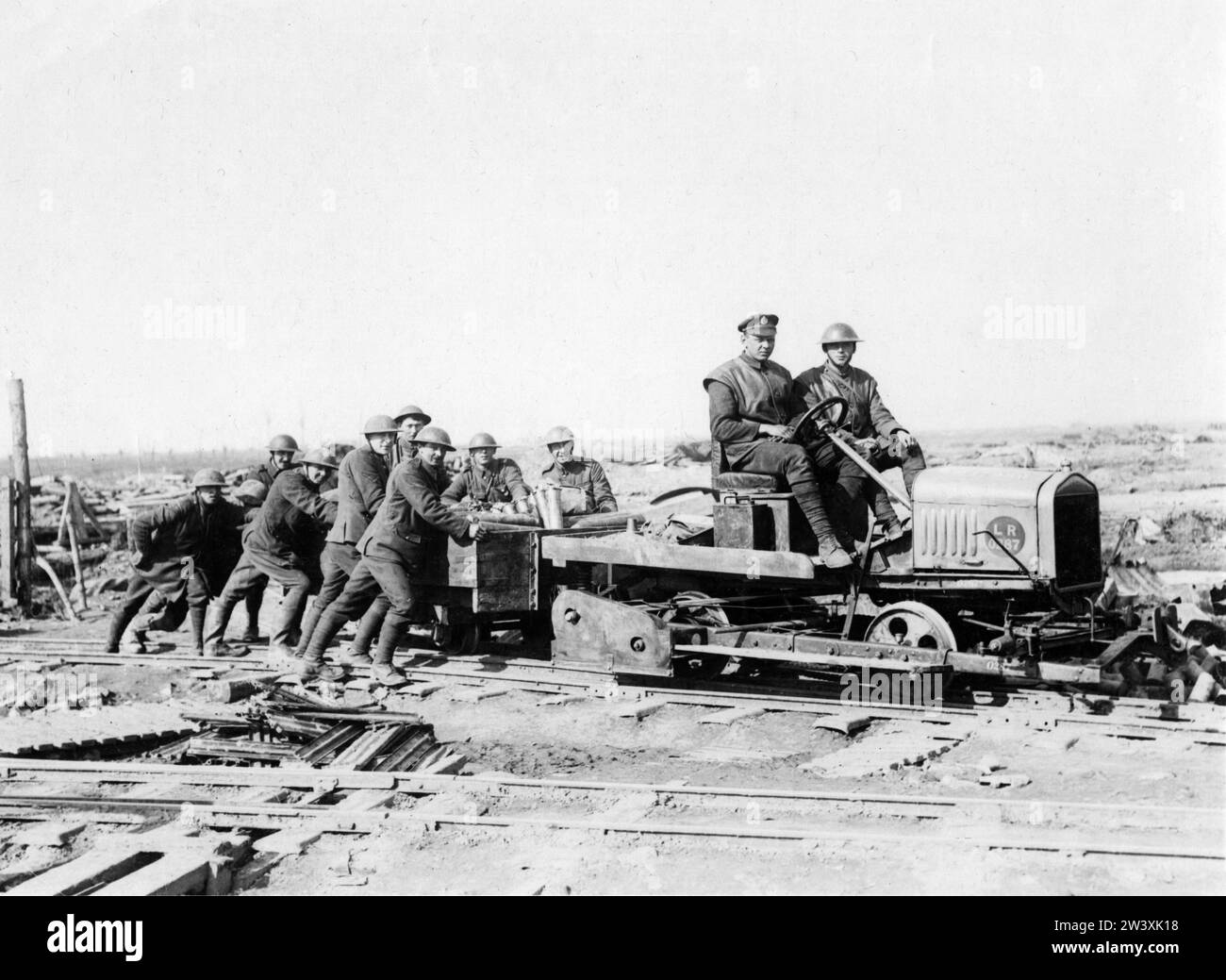 Official photograph taken on the British Western Front of soldiers ...