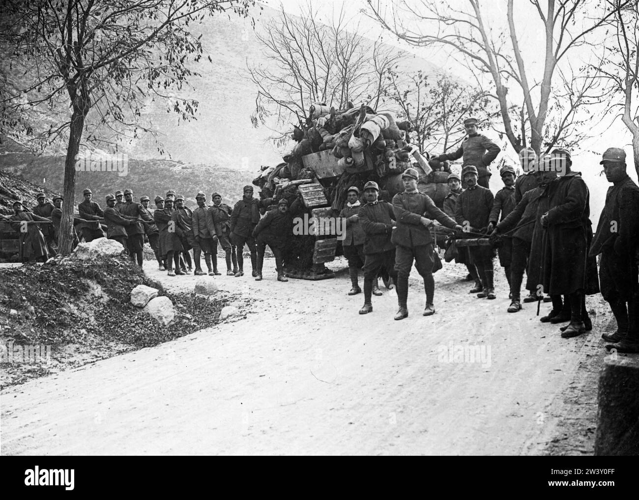 Official photograph taken on the British Western Front showing soldiers ...