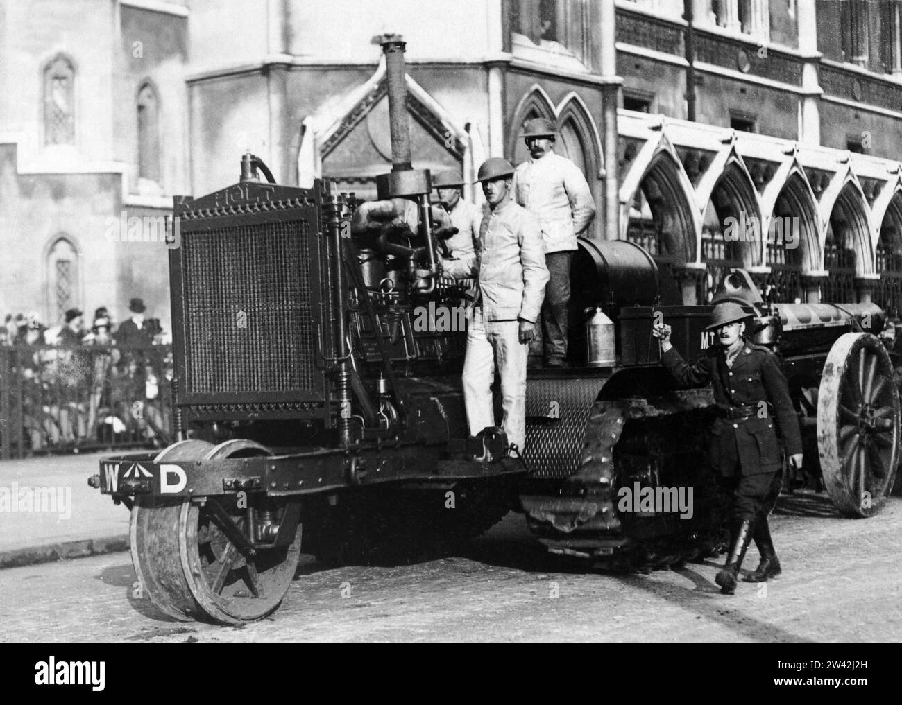Official photograph showing steam powered engine Stock Photo - Alamy Official photograph showing steam powered engine Stock Photo - Alamy