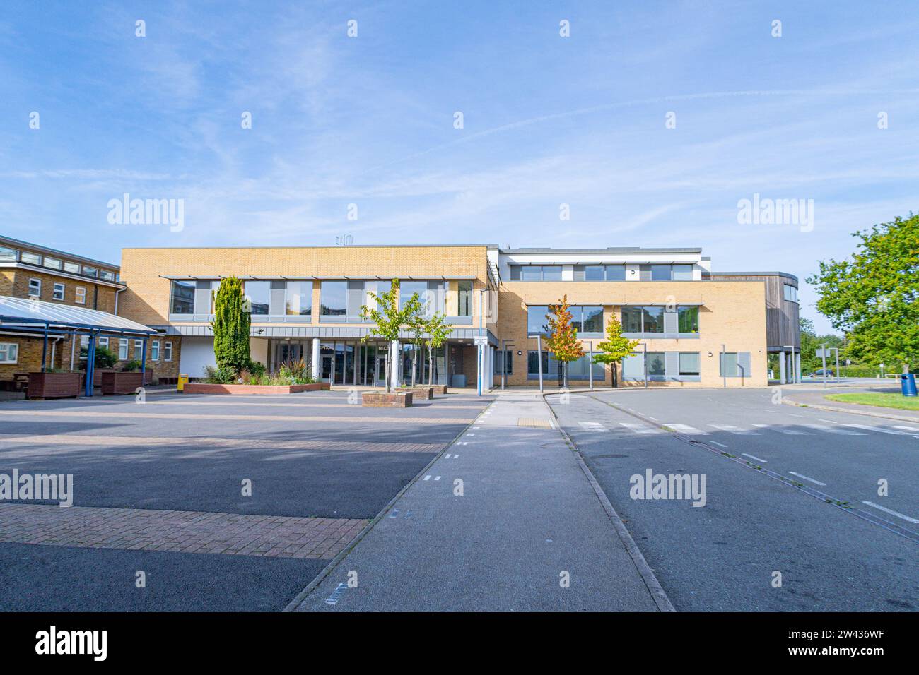 Cambridge sixth form college hi-res stock photography and images - Alamy