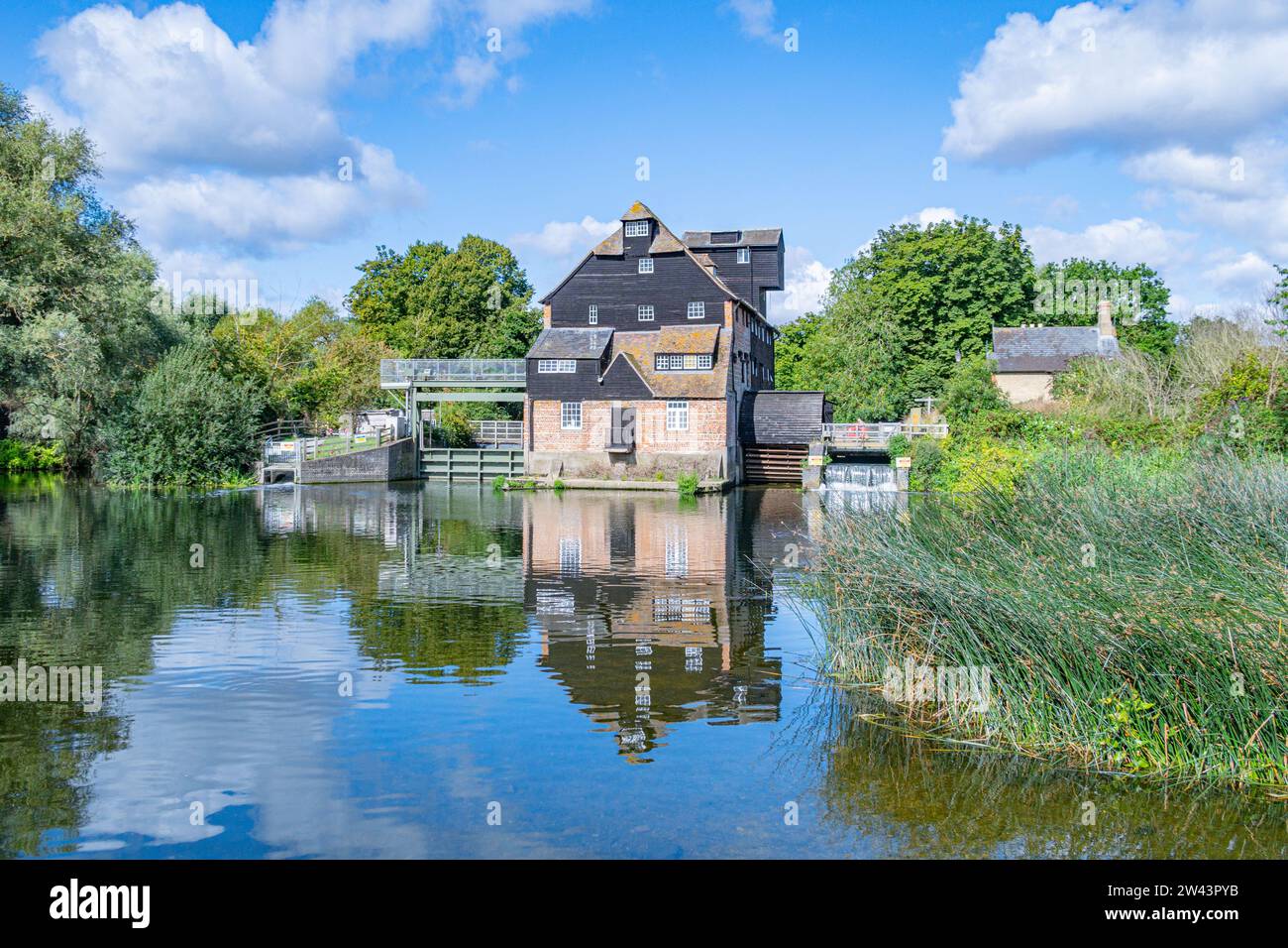 Houghton huntingdon uk hi-res stock photography and images - Alamy